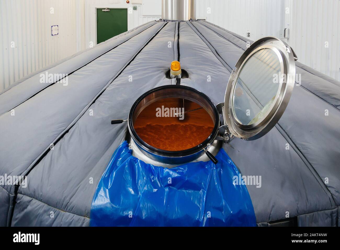Brewing vat hi-res stock photography and images - Alamy
