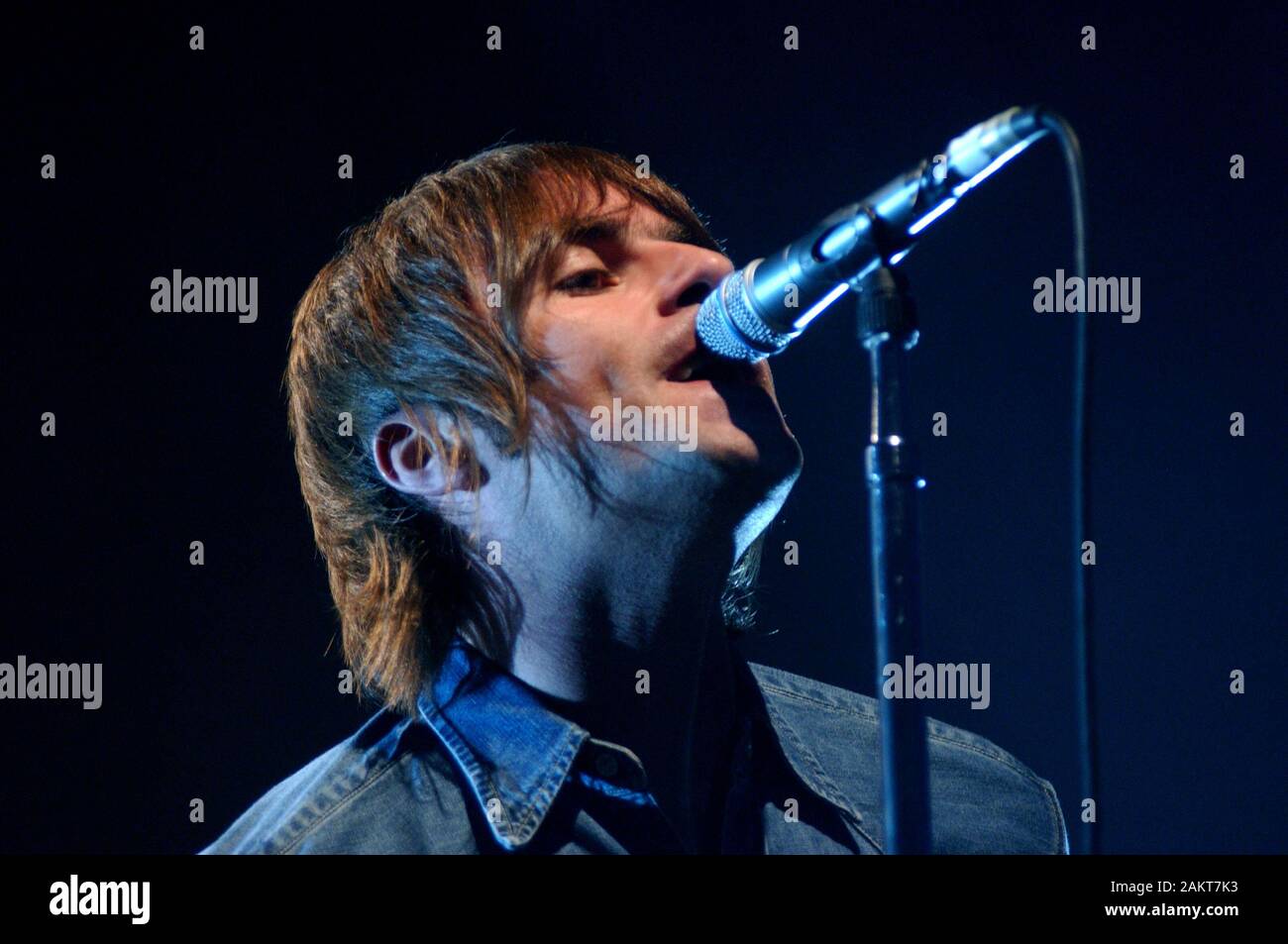 Chris sharrock hi-res stock photography and images - Alamy