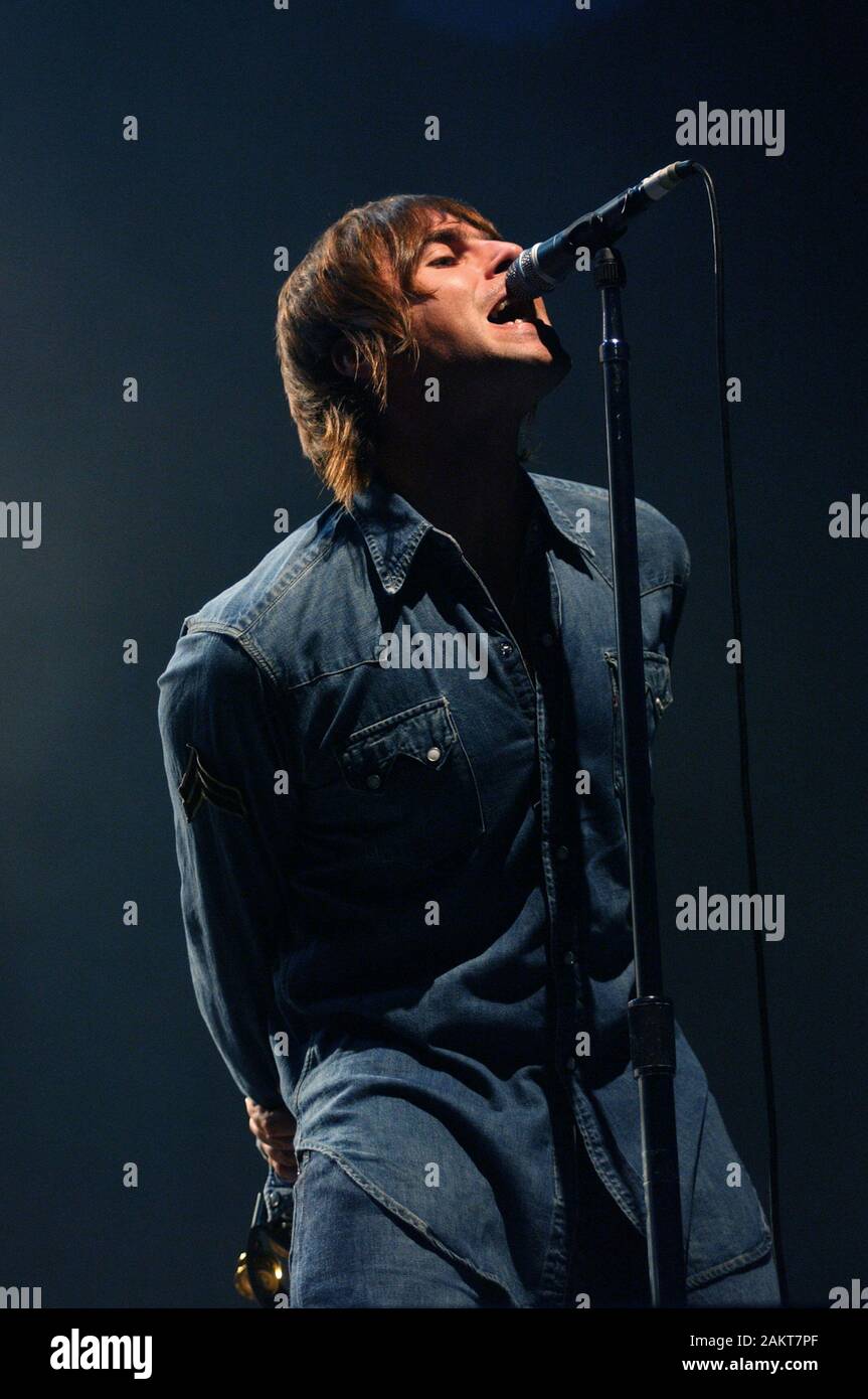 Oasis lead singer liam gallagher hi-res stock photography and images ...