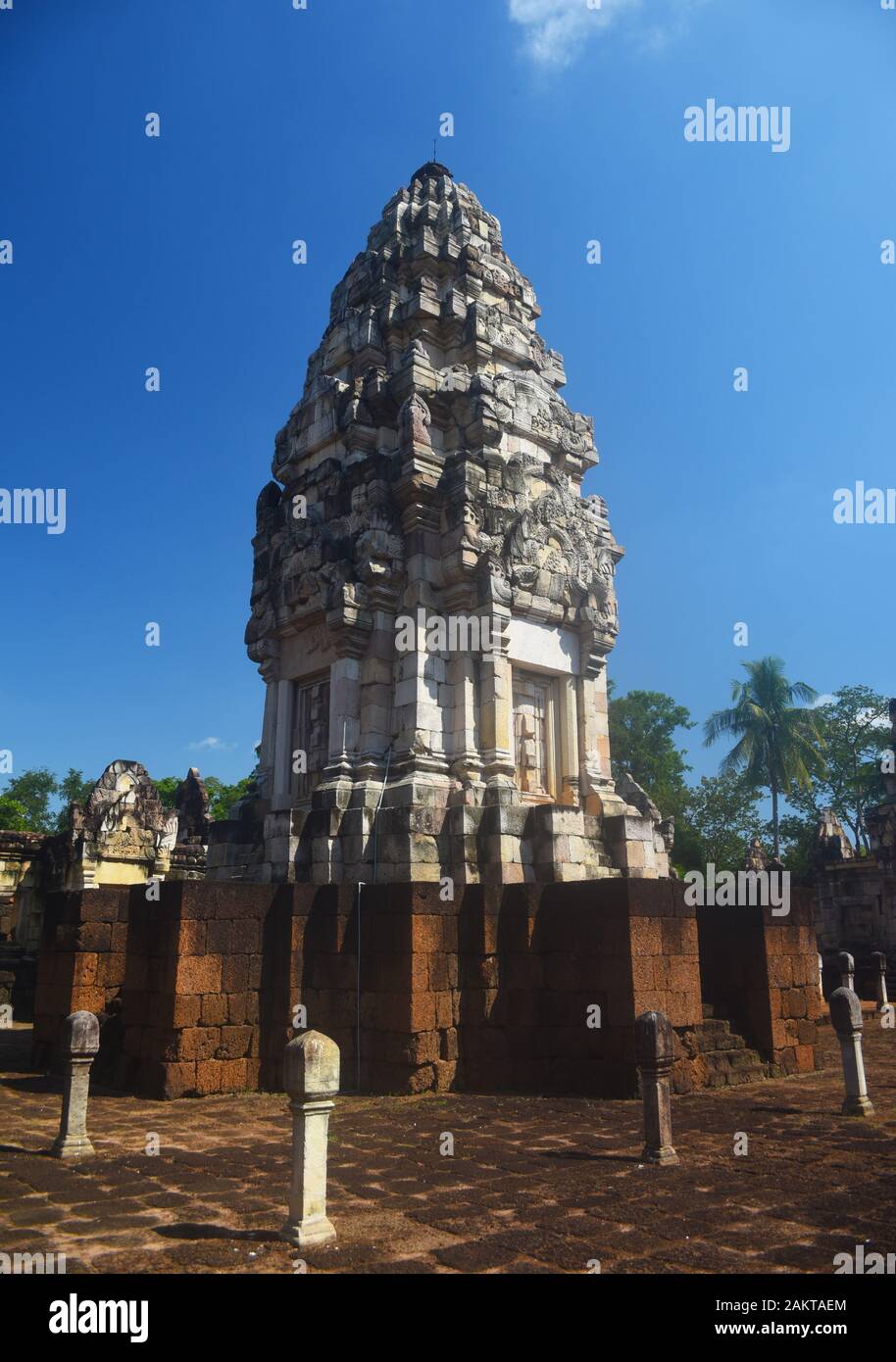 Holy khmer hi-res stock photography and images - Alamy