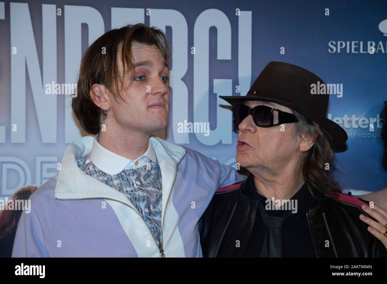 Udo LINDENBERG, singer, musician, actor Jan BUELOW, Bulow, on the red ...