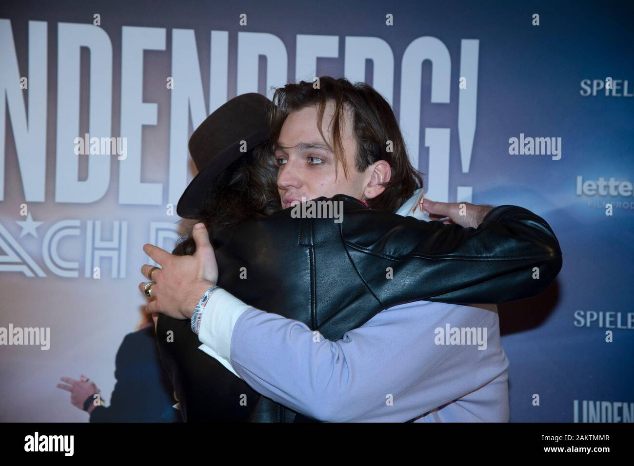 Udo LINDENBERG, singer, musician, actor Jan BUELOW, Bulow, on the red ...