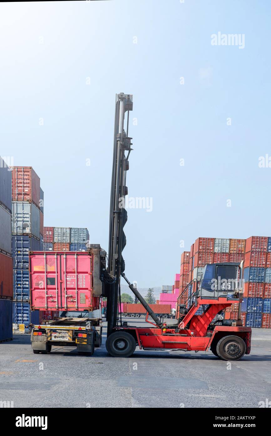 Mobile stacker hi-res stock photography and images - Alamy