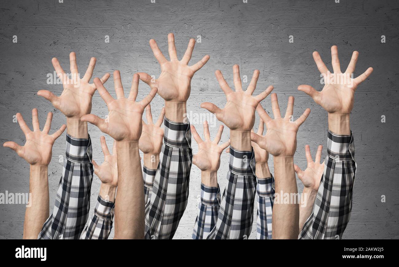 Row of man hands showing five spread fingers Stock Photo - Alamy