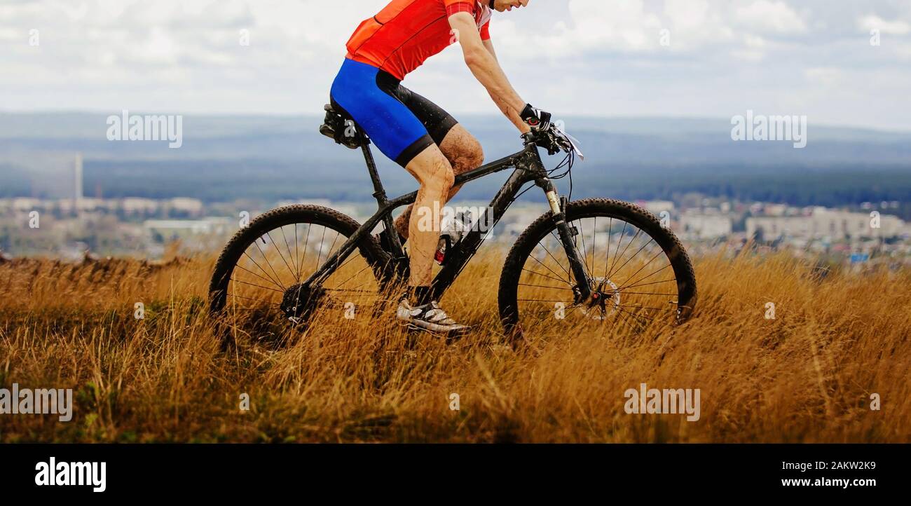 Man cyclist hi-res stock photography and images - Alamy