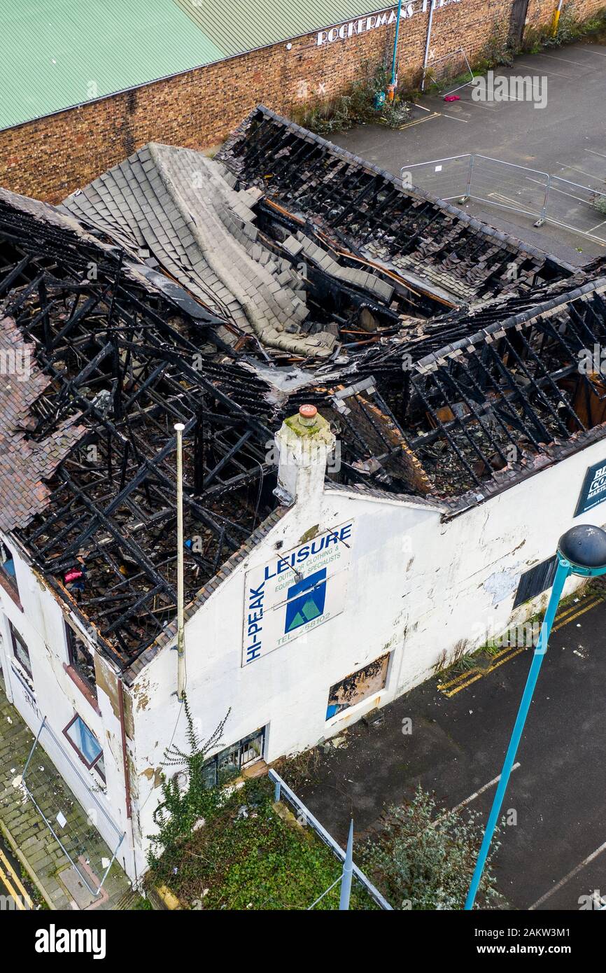 Aerial of fire burnt out building hi-res stock photography and images ...