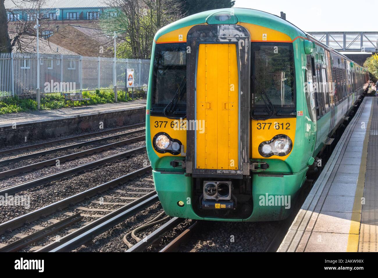 Southern class 377 hi-res stock photography and images - Alamy Southern class 377 hi-res stock photography and images - Alamy