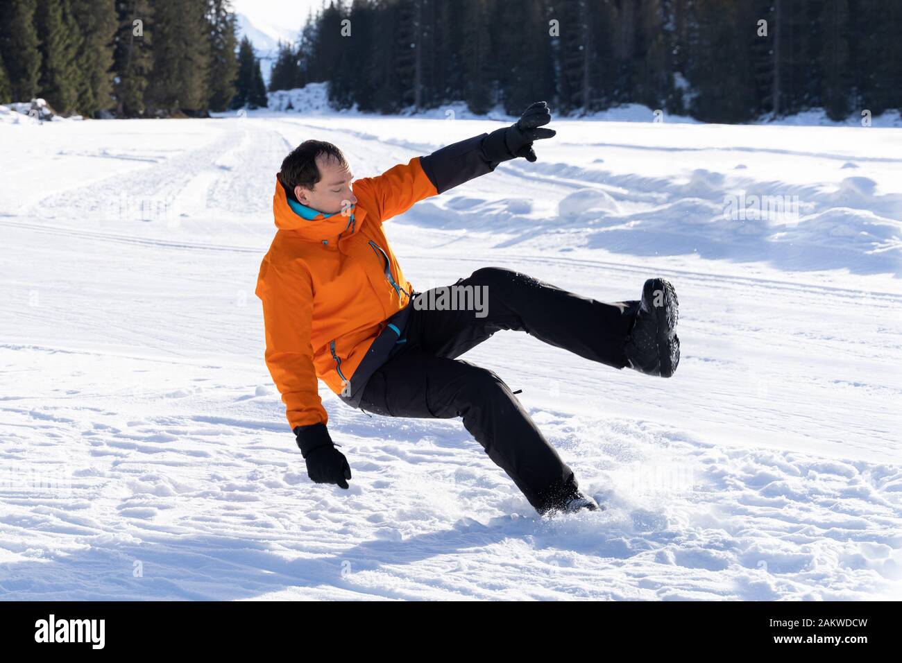 Falling man hi-res stock photography and images - Alamy