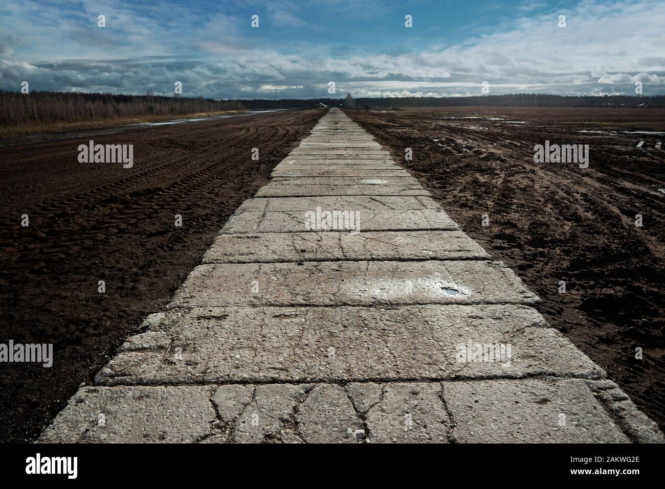 Part of a cement truck hi-res stock photography and images - Alamy