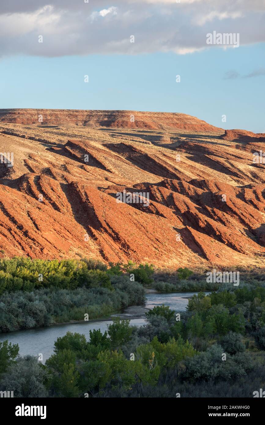 San Juan River and the Lime Ridge Anticline, Southern Utah Stock Photo ...