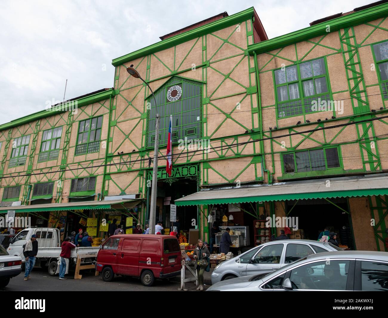 Mercado El Cardonal (the market) Valparaiso, Chile Stock Photo - Alamy