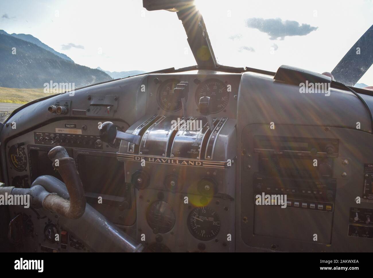 Seaplane cockpit hi-res stock photography and images - Alamy