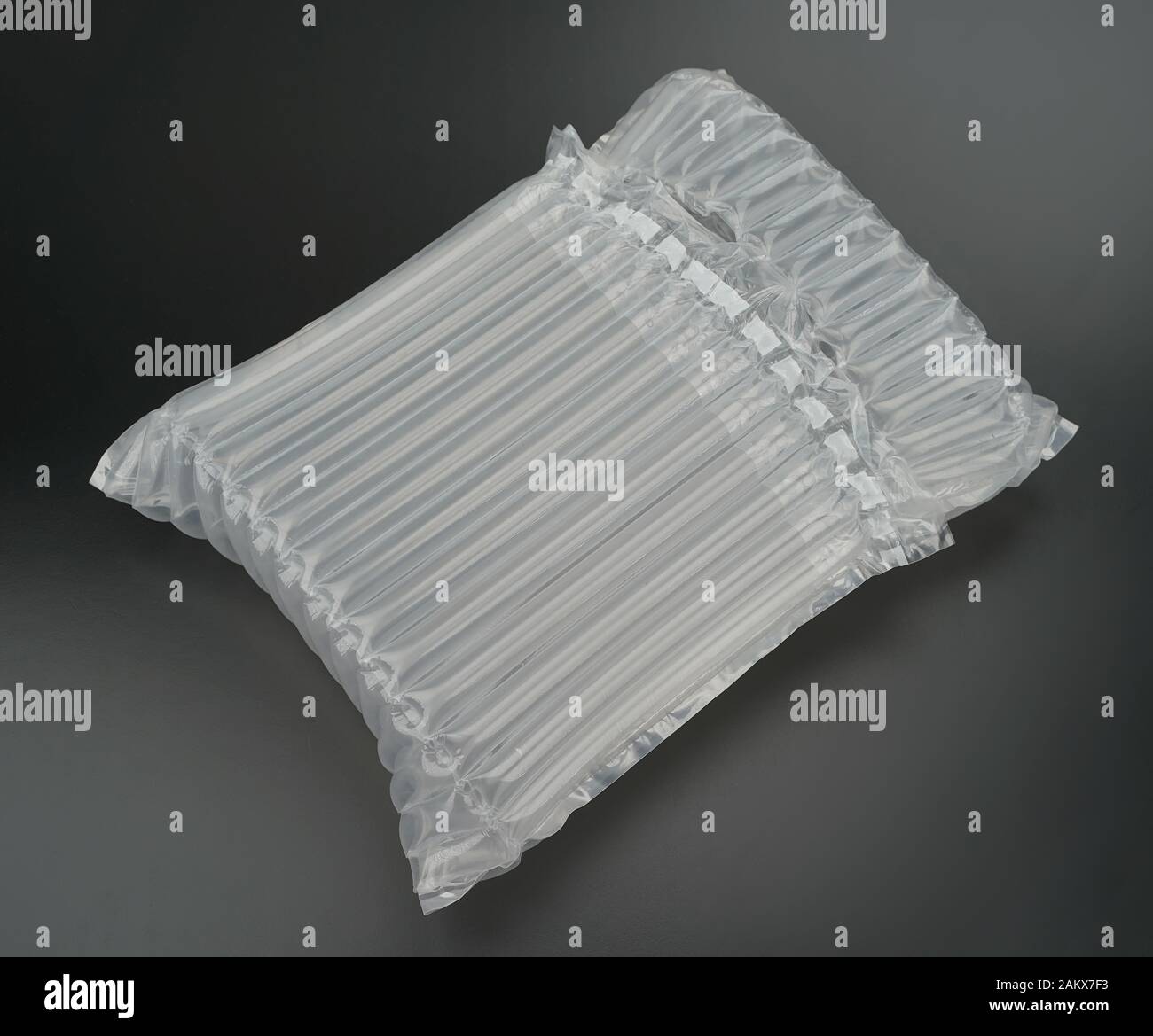 Packaging for safe delivery of goods hi-res stock photography and ...