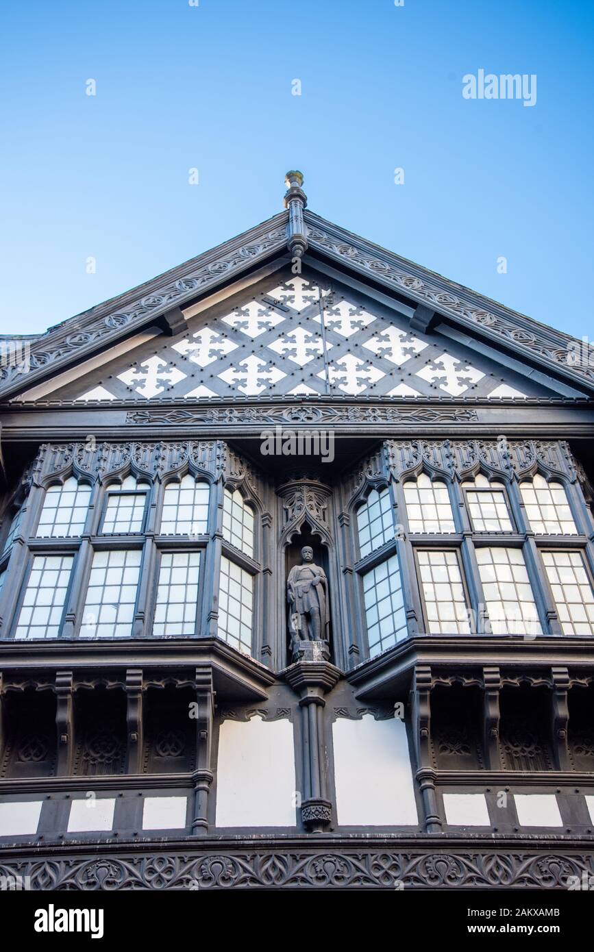 Chester rows medieval hi-res stock photography and images - Alamy