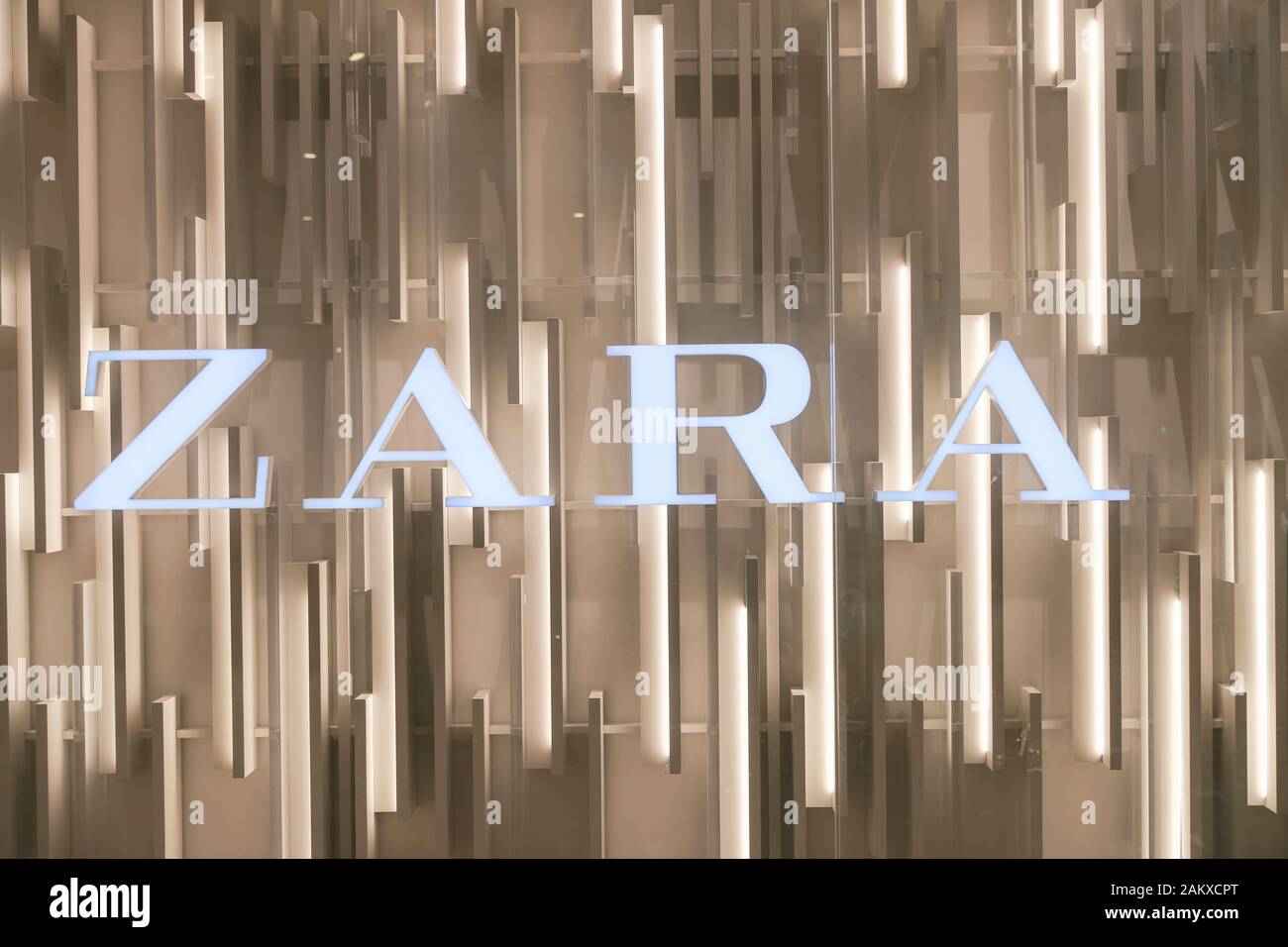Zara inside interior hi-res stock photography and images - Alamy