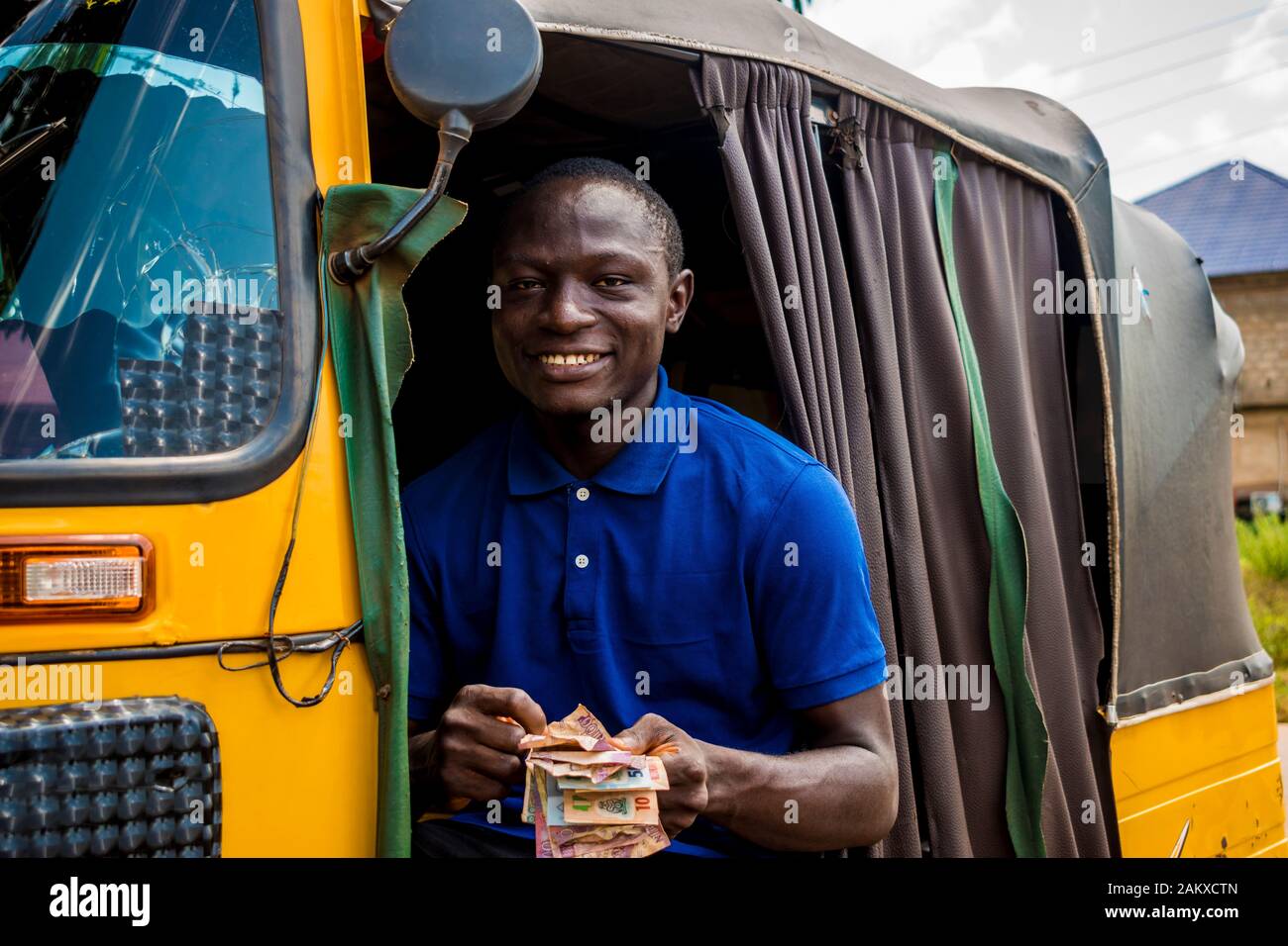 Happy rickshaw driver, portrait hi-res stock photography and images - Alamy