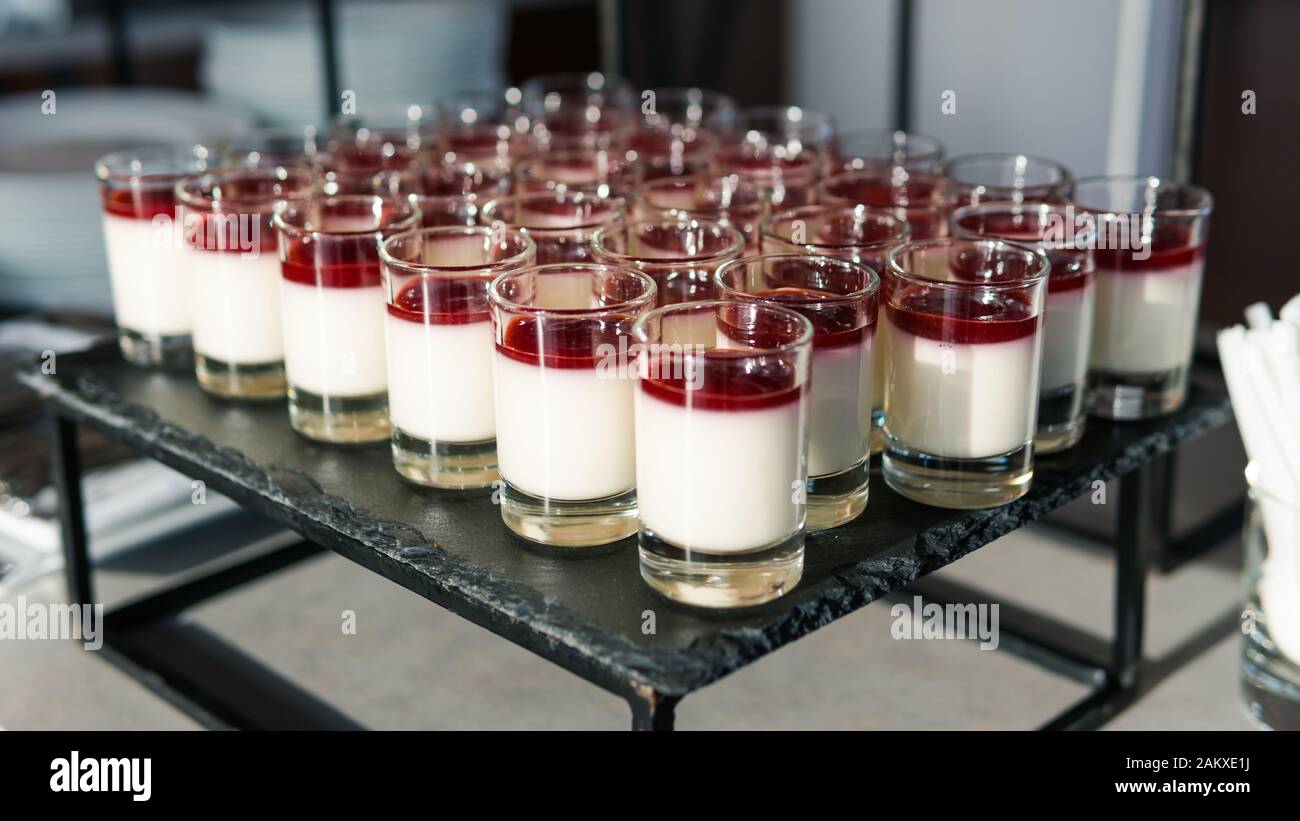 Cafe food catering cafe hi-res stock photography and images - Alamy
