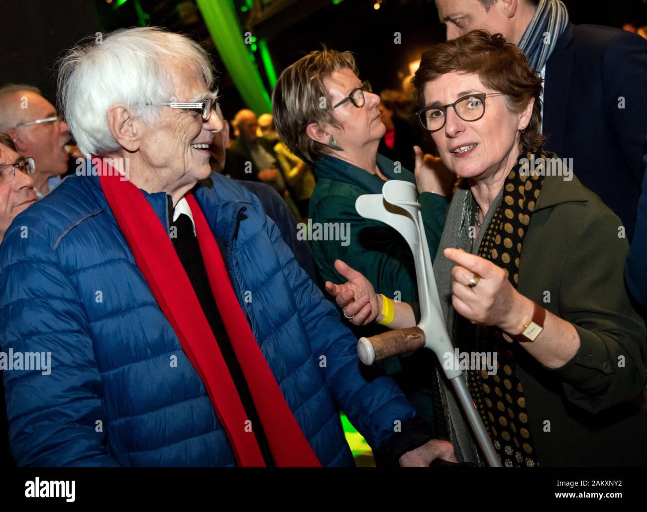 Hans christian hasselmann hi-res stock photography and images - Alamy