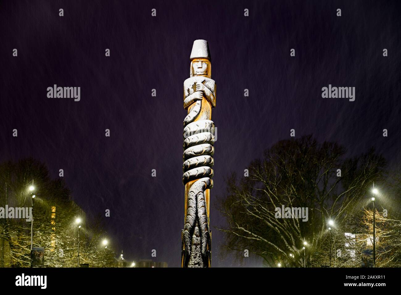 Musqueam totem Pole carved by artist, Brent Sparrow Jr., relates ...