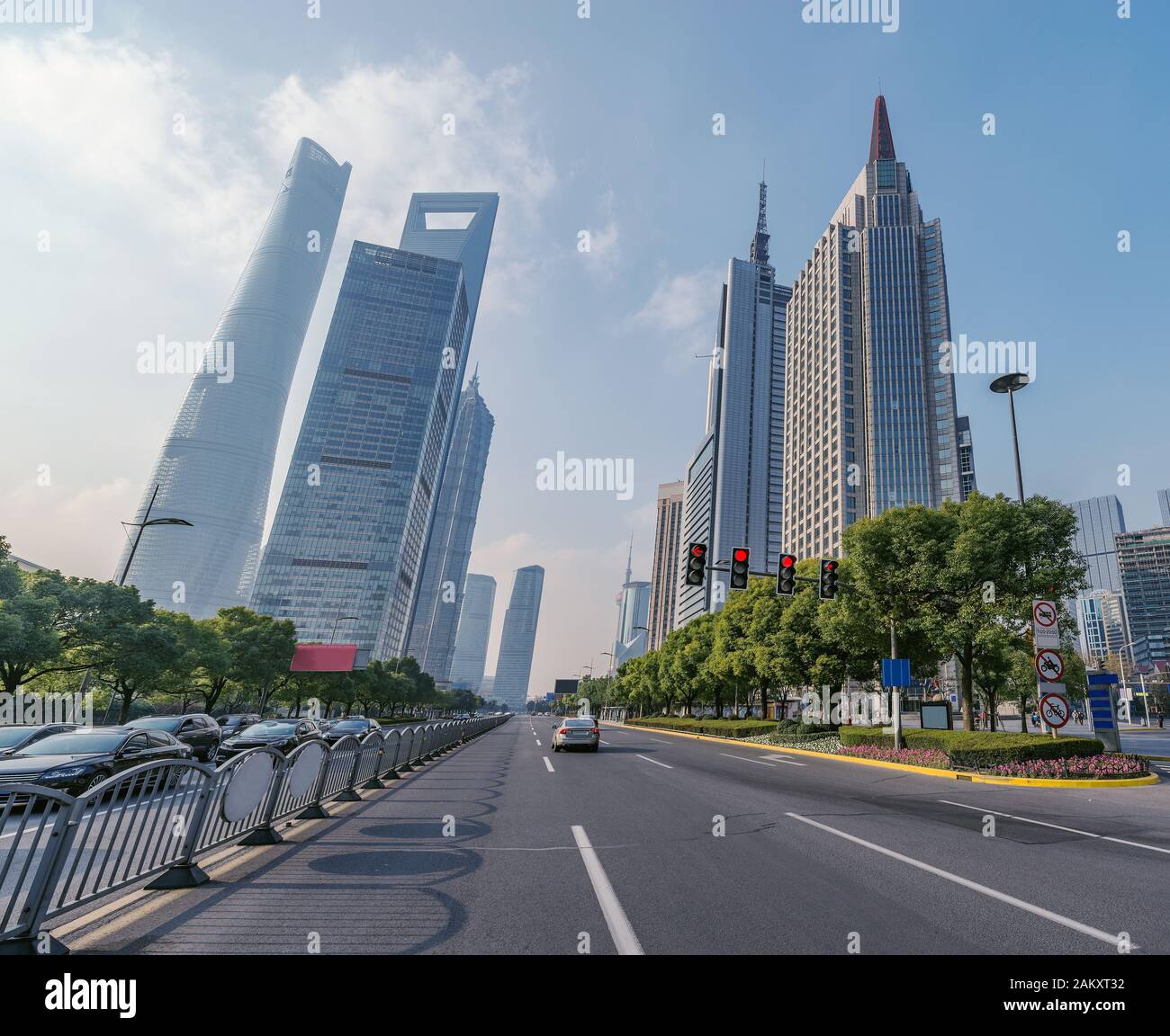 Shanghai day trip hi-res stock photography and images - Alamy