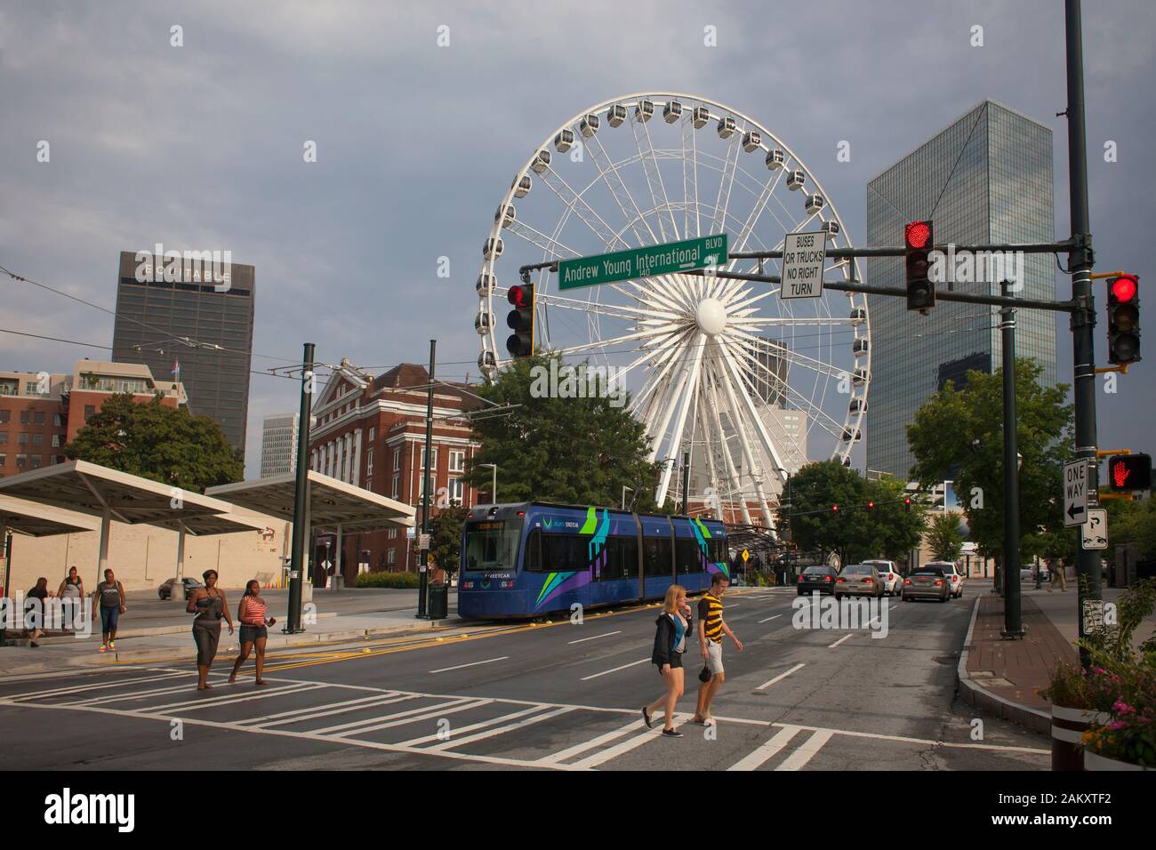 Atlanta bus hi-res stock photography and images - Alamy