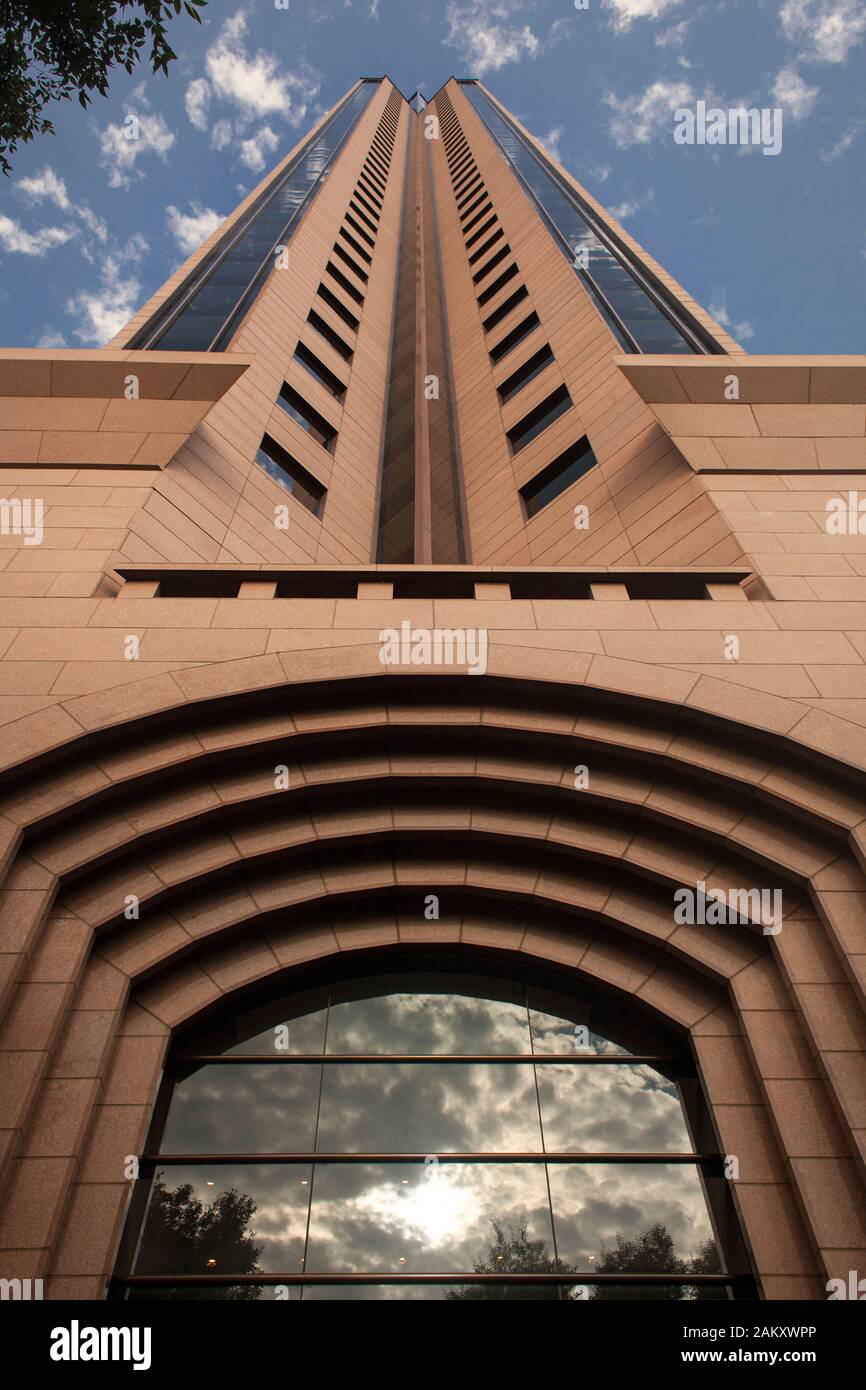Low angle vertical shot of the Troutman Sanders skyscraper in Peachtree ...