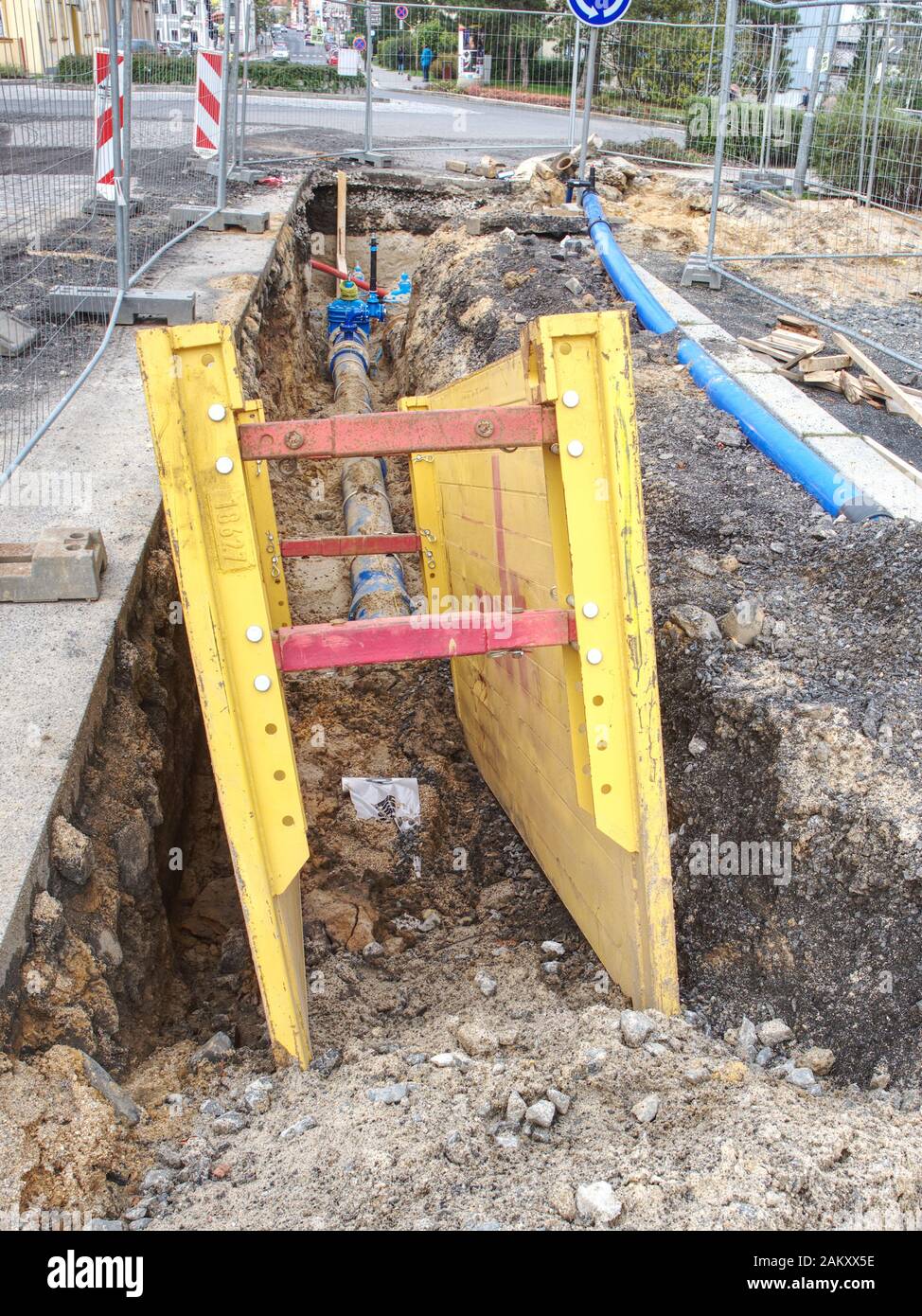 Flat steel formwork concrete strip foundation for water inspection ...