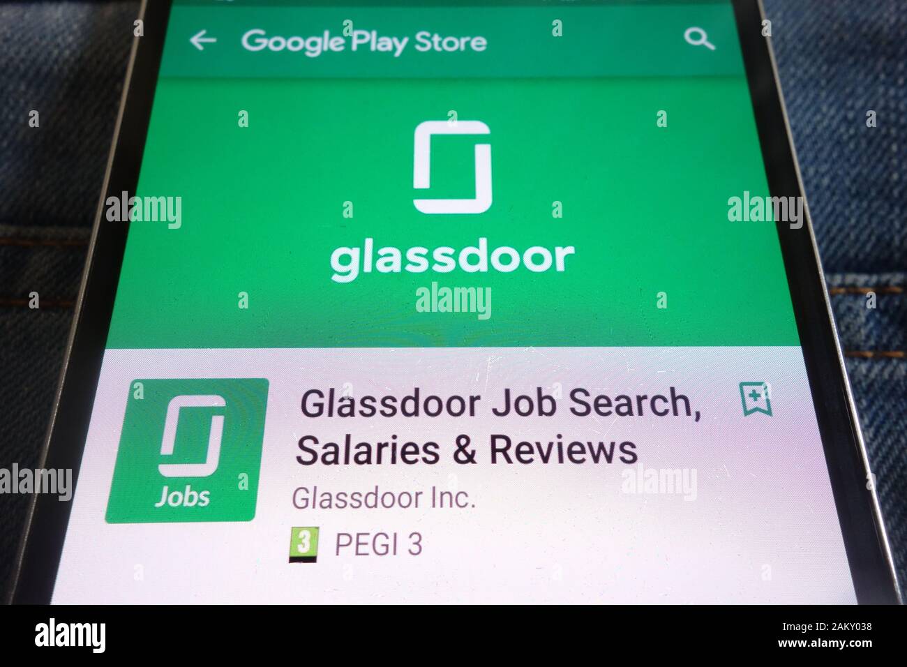 Glassdoor Job Search app on Google Play Store website displayed on ...