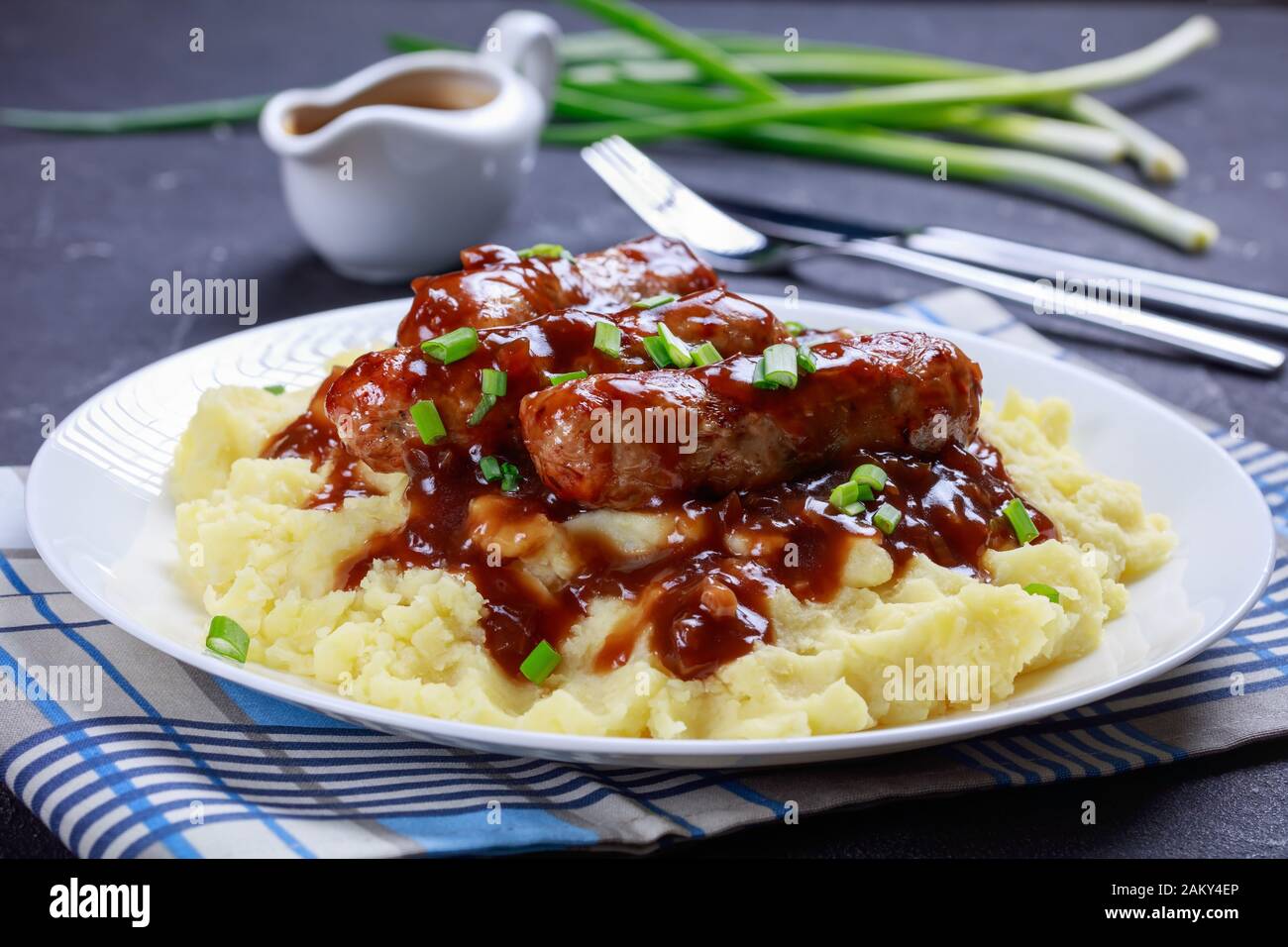 Sausage and mash hi-res stock photography and images - Alamy