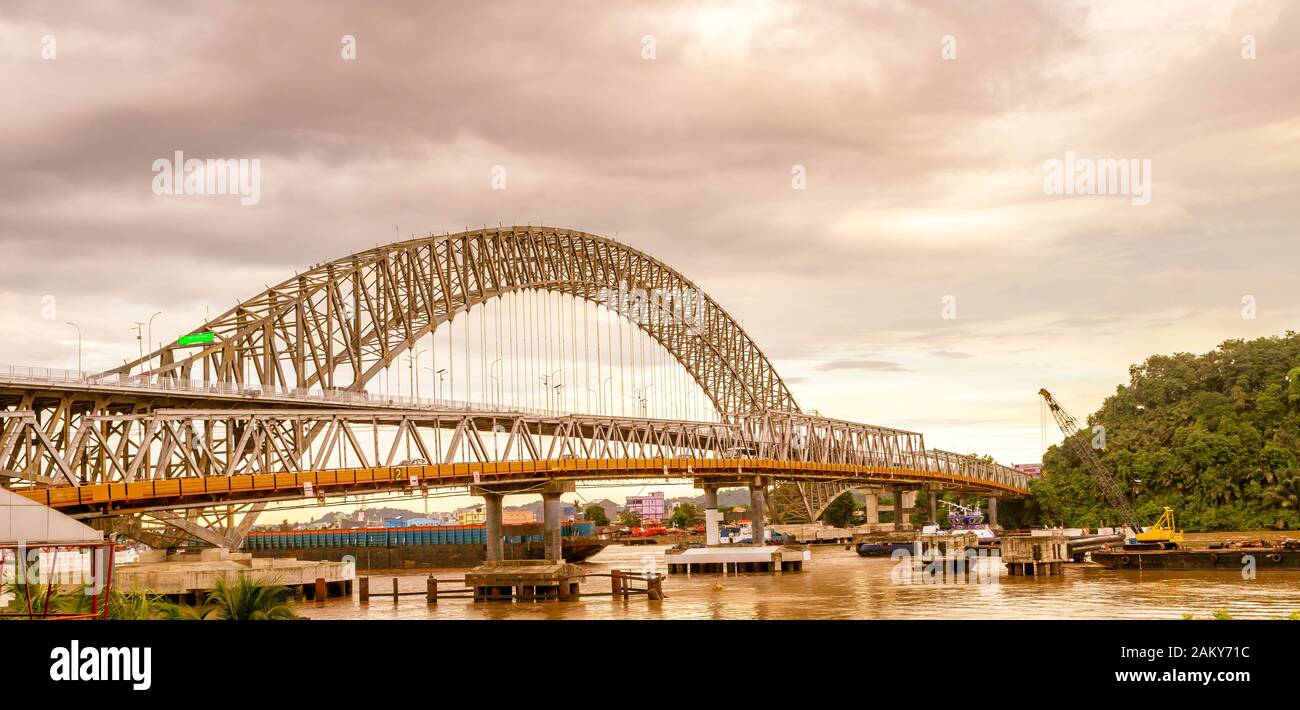 Mahakam bridge, Samarinda, Indonesia Stock Photo - Alamy