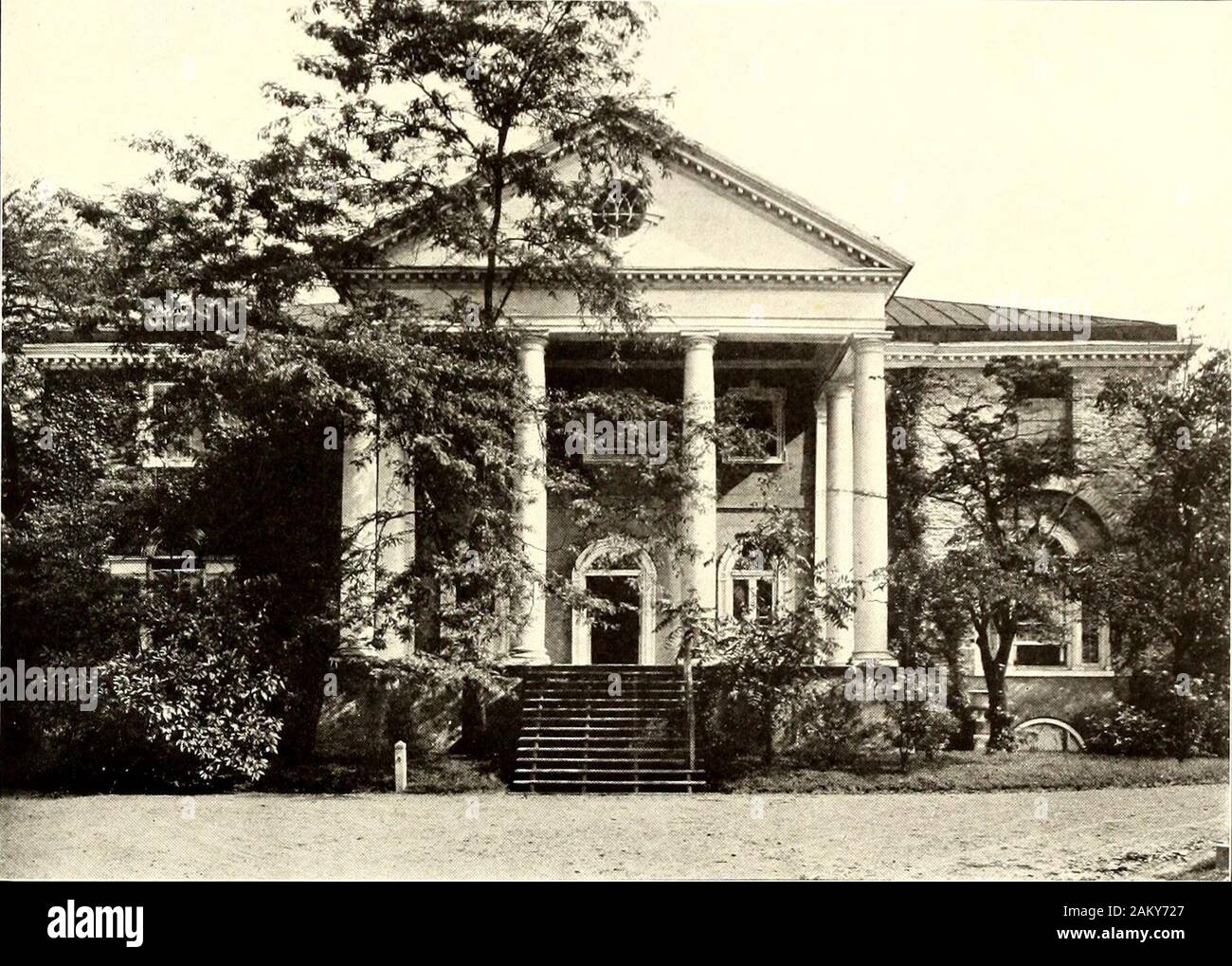 147 story building hi-res stock photography and images - Alamy