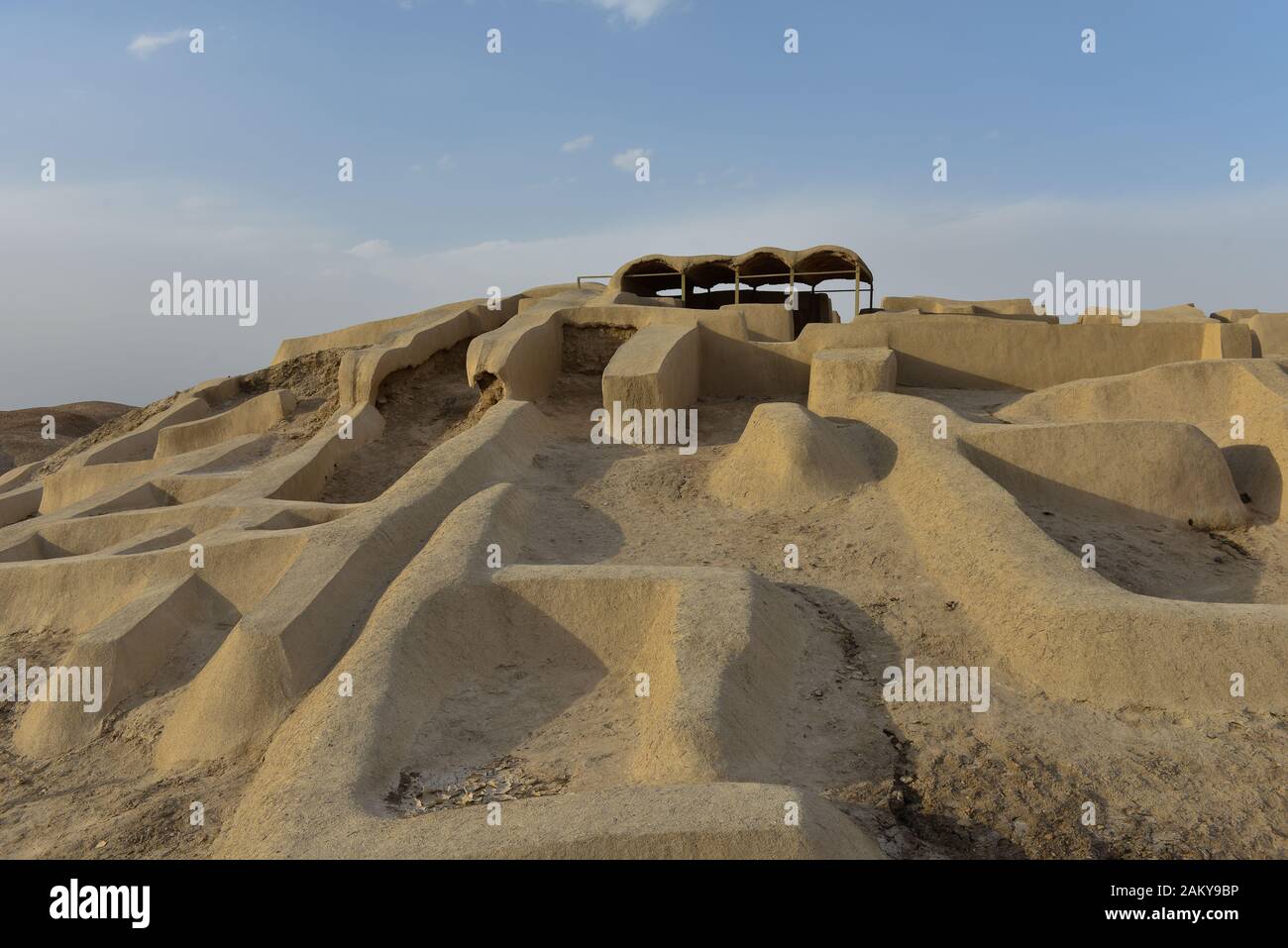 Shahr bank hi-res stock photography and images - Alamy