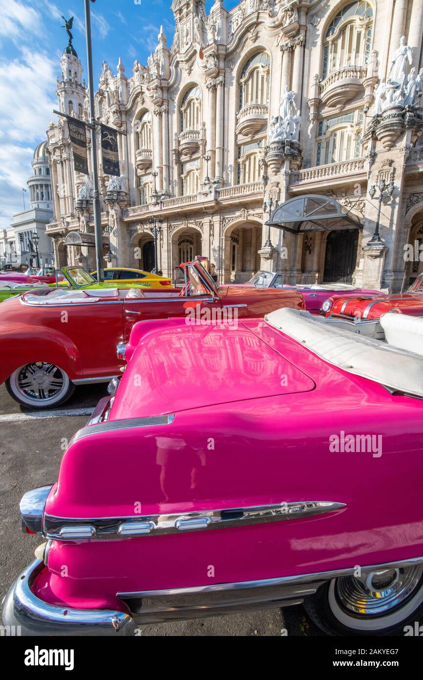 Colorful classic American cars from the 1950s , Havana, Cuba Stock ...