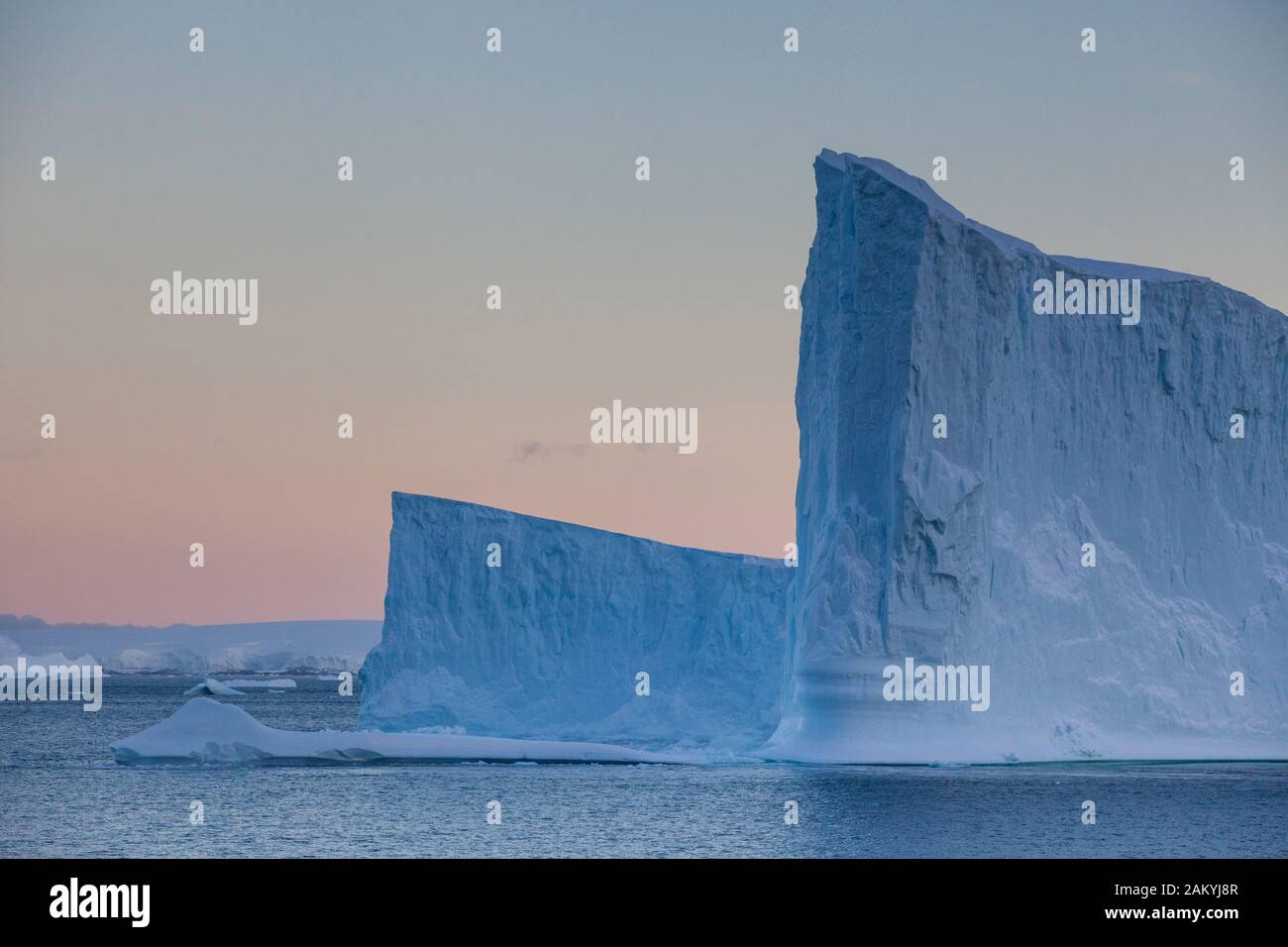 Tabular Icebergs at sunset, Antarctica Stock Photo - Alamy