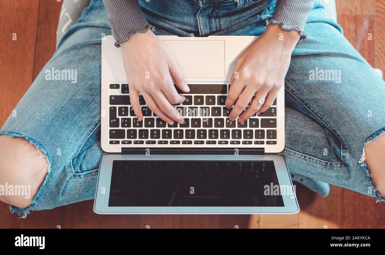 Youth work hi-res stock photography and images - Alamy