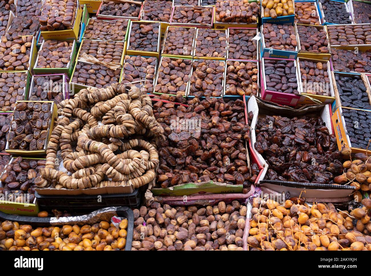 The Souks,Marrakech: fruit and nut stall Stock Photo - Alamy