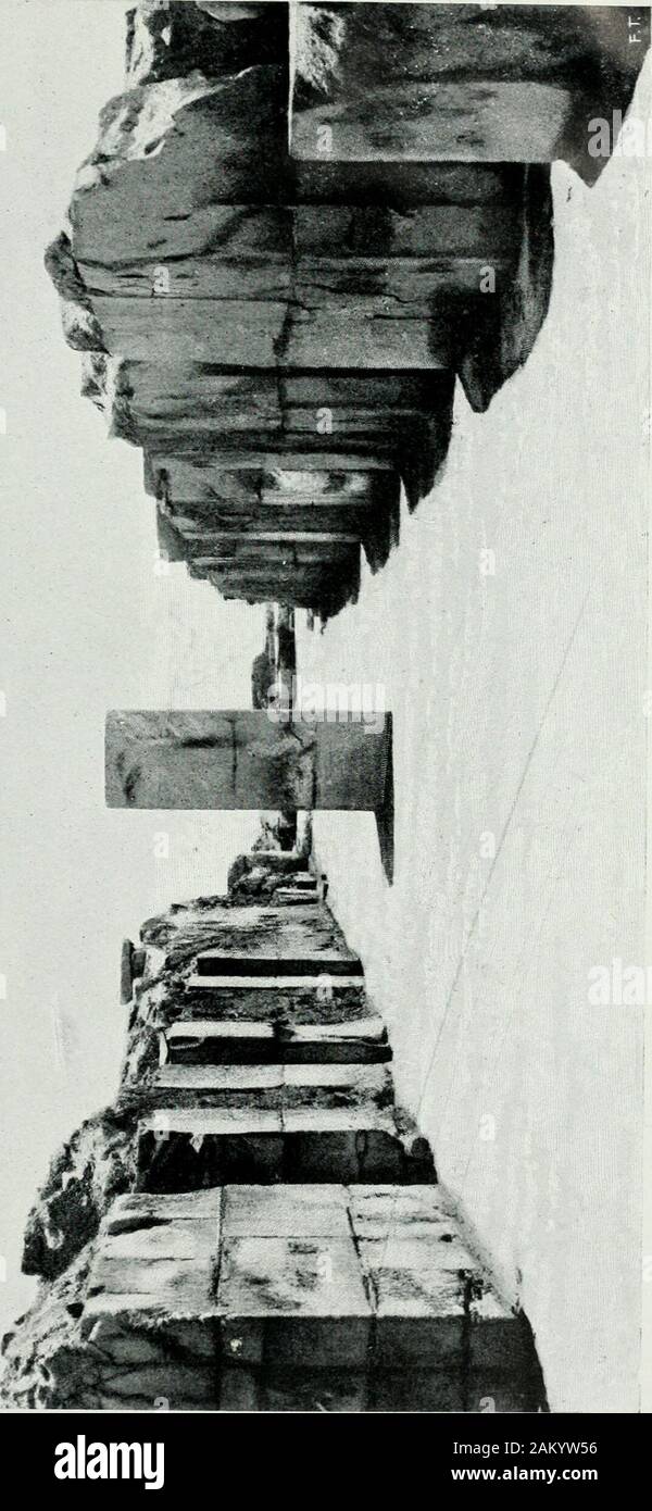 The palaces of Crete and their builders . otle that inHellenic times ...