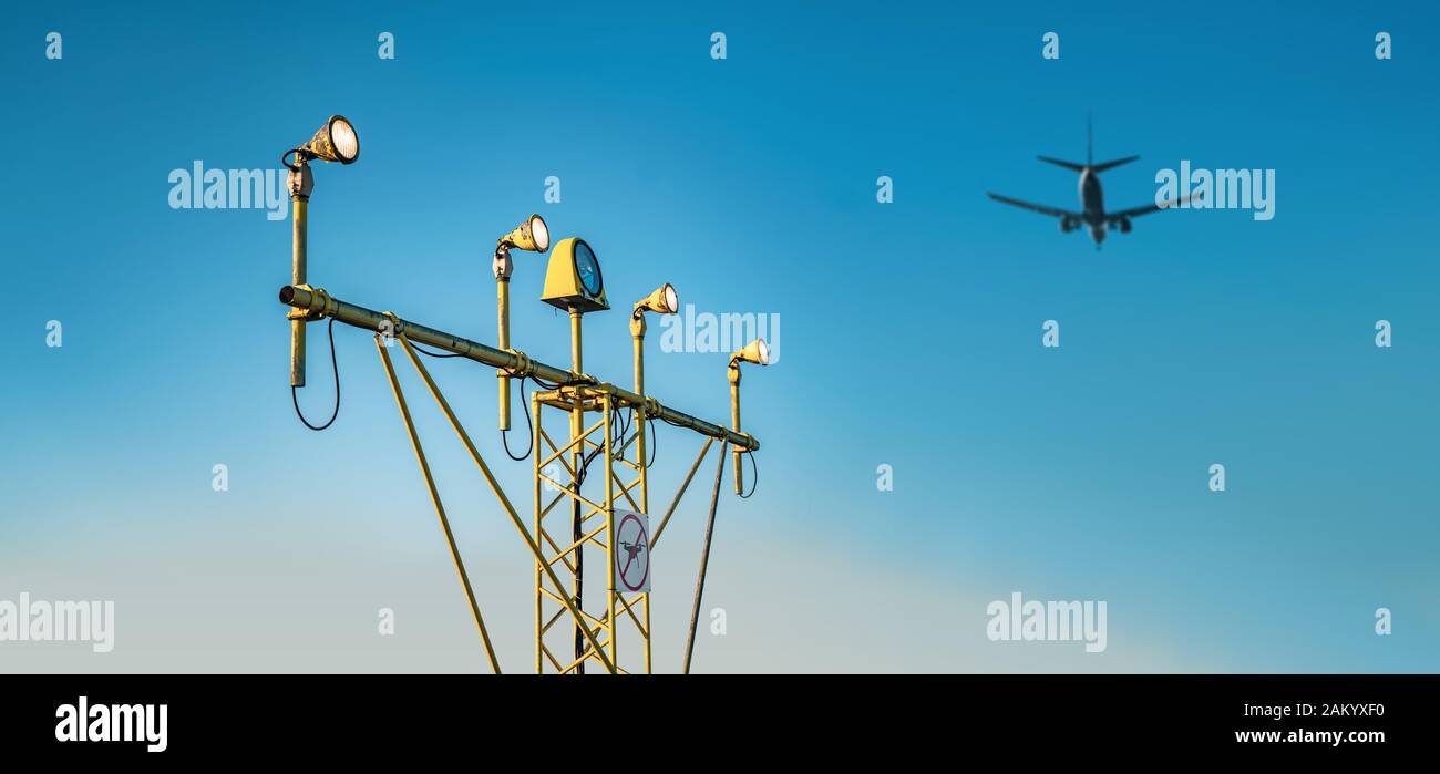 Airport restricted area warning sign hi-res stock photography and ...