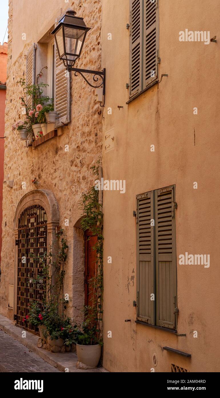 Old town antibes hi-res stock photography and images - Alamy