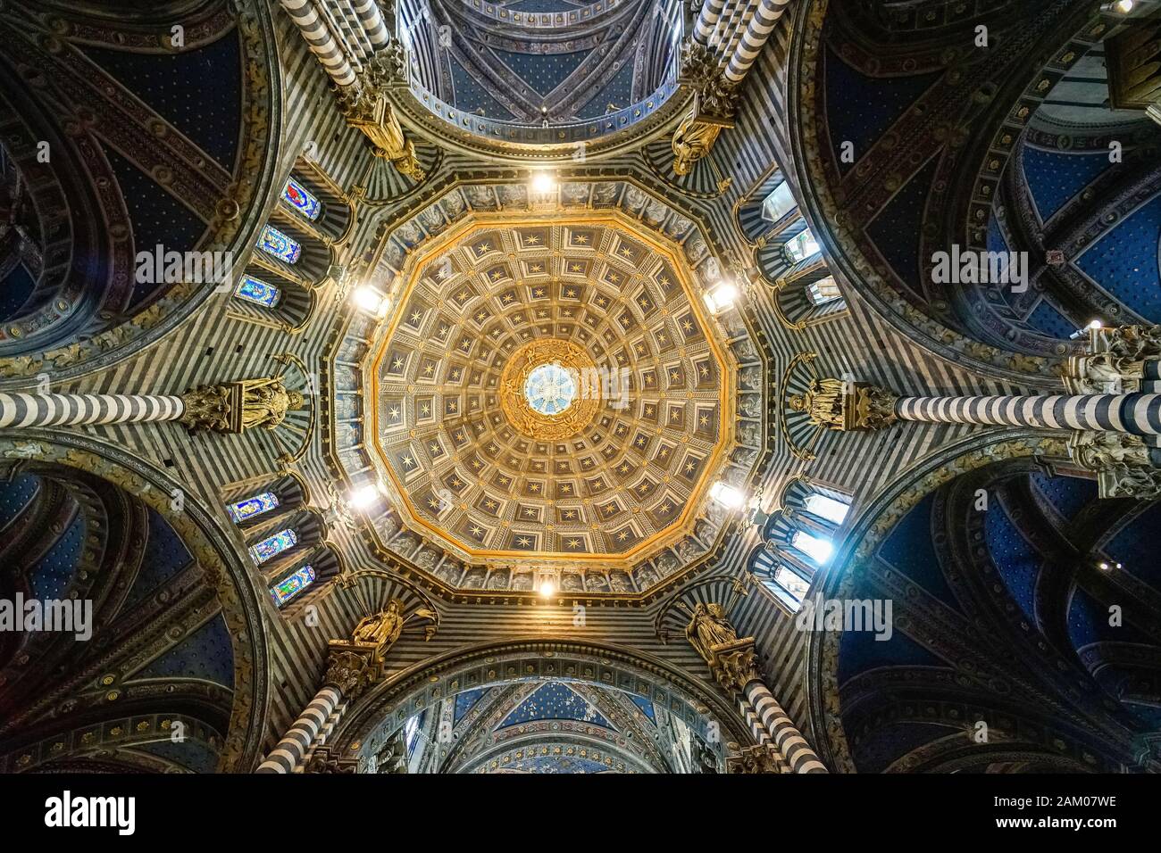 Siena cathedral interior dome hi-res stock photography and images - Alamy