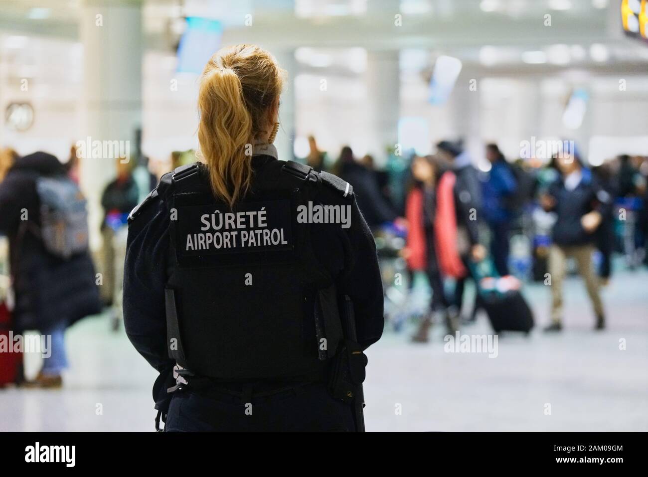 Female security guards hi-res stock photography and images - Alamy
