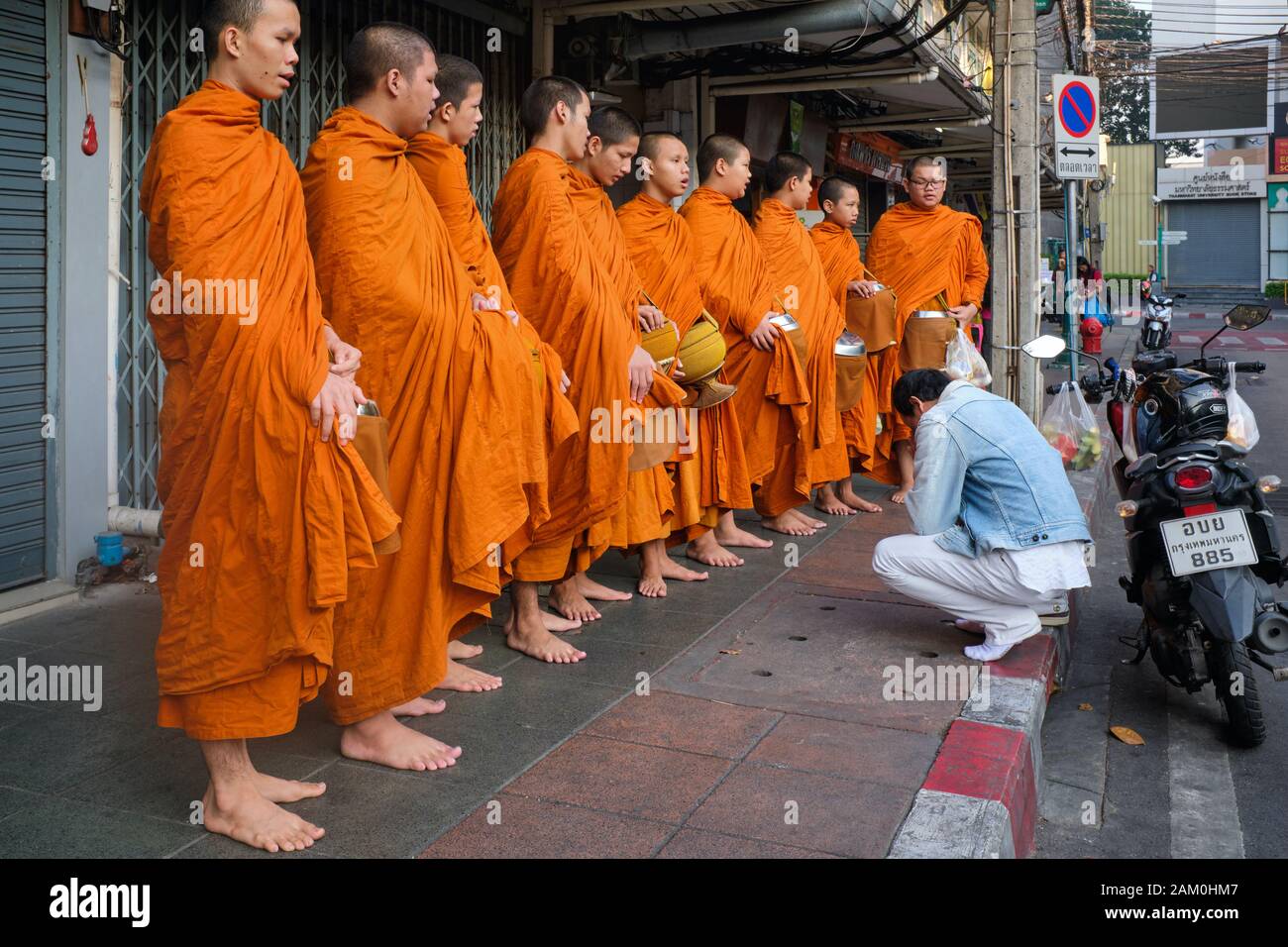 Buddhist monks and layman hi-res stock photography and images - Alamy