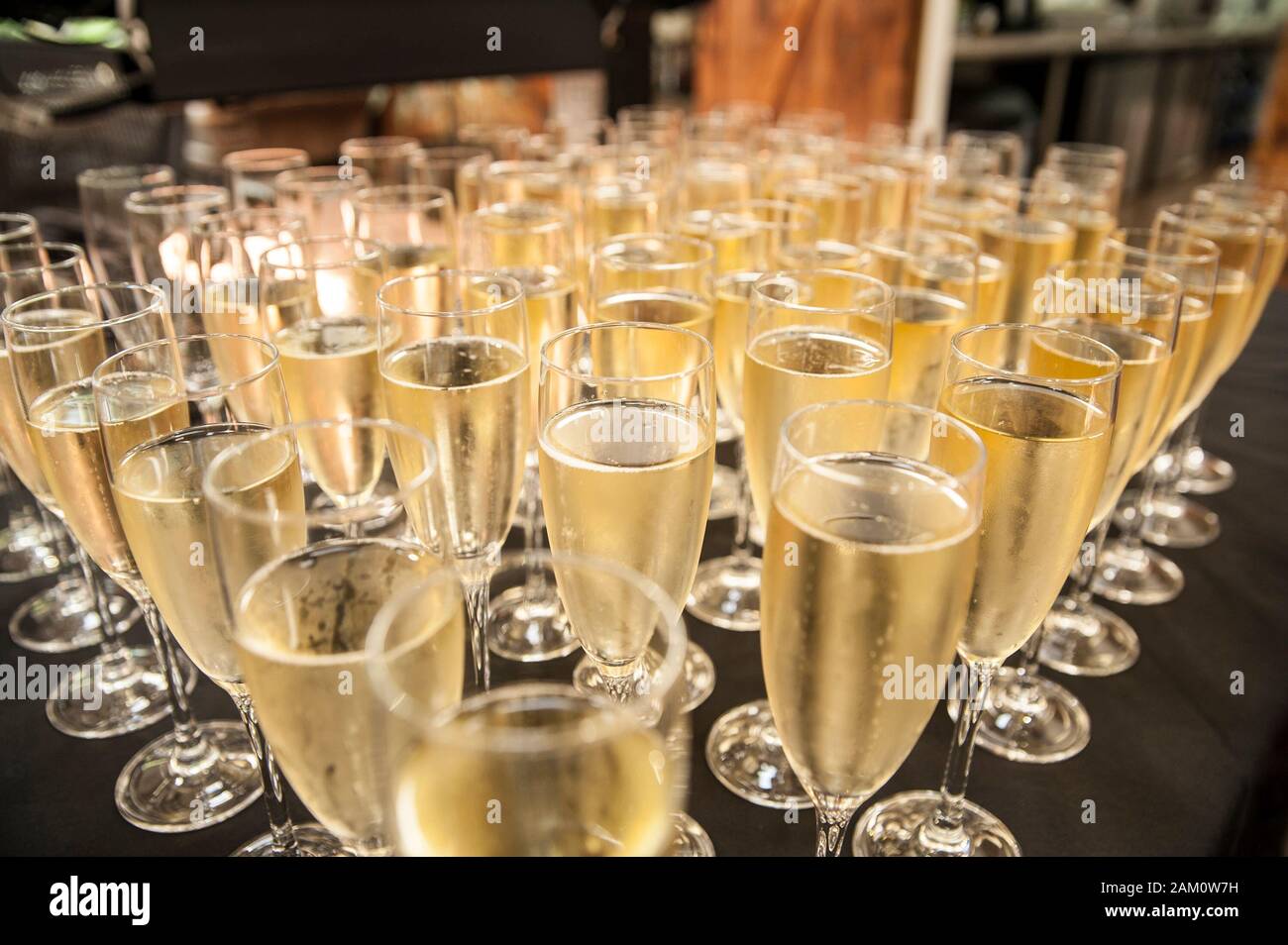 Setting up birthday party hi-res stock photography and images - Alamy