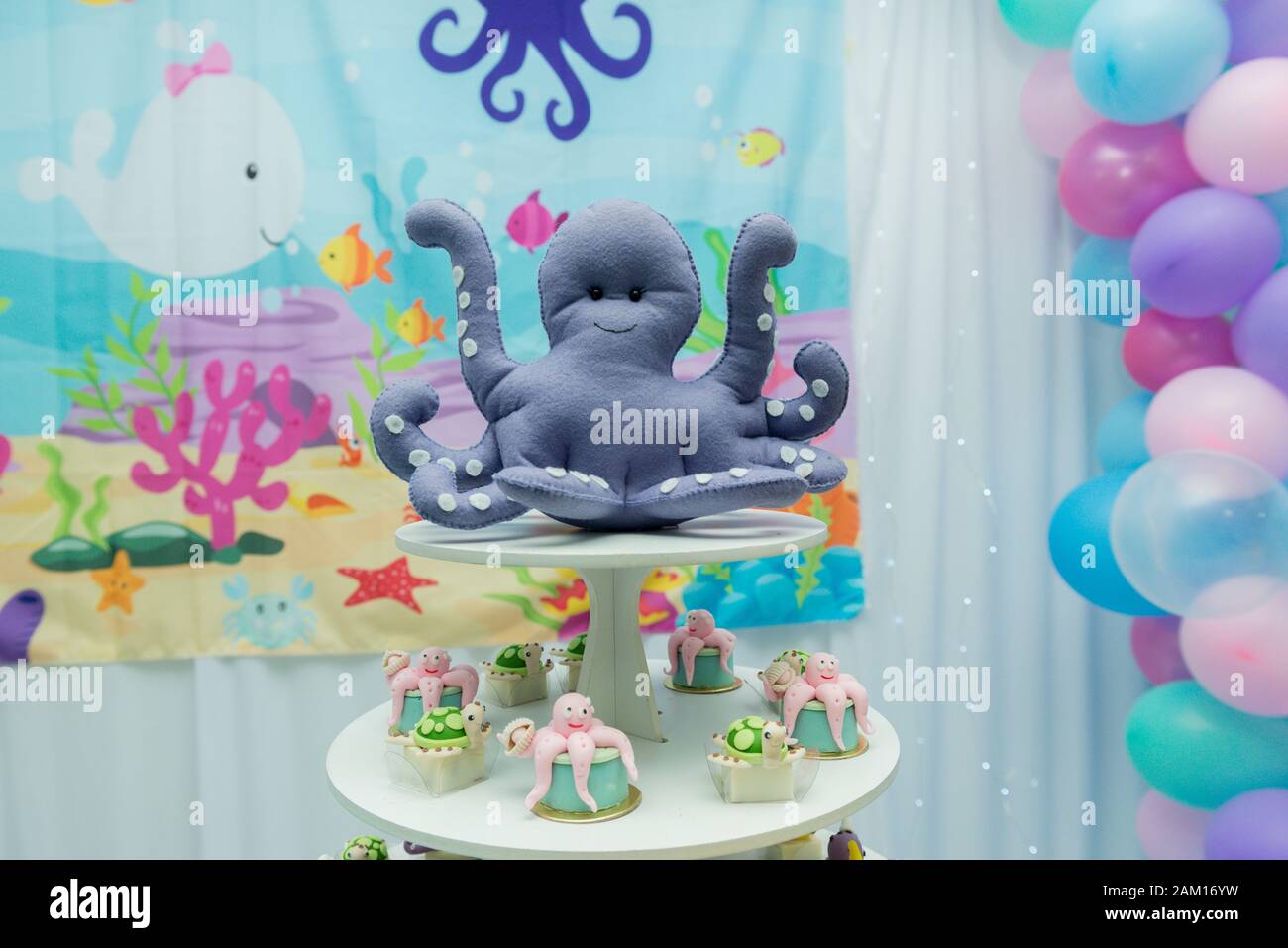 Children's party decor on "The Seabed" theme. Personalized octopus ...