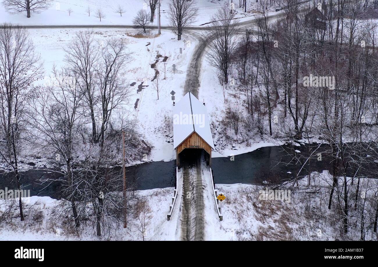 Bowers covered bridge hi-res stock photography and images - Alamy