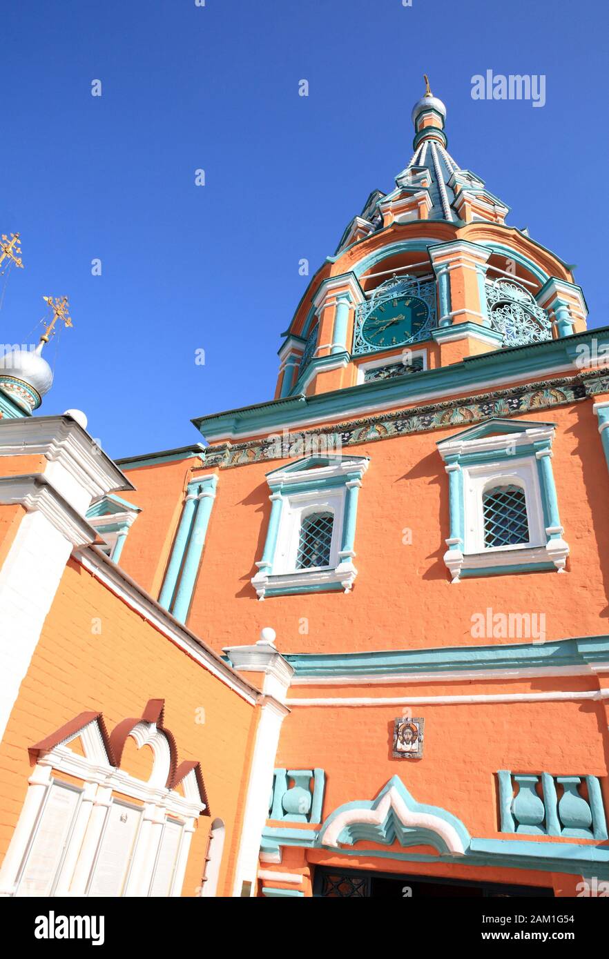 church in the daytime Stock Photo - Alamy