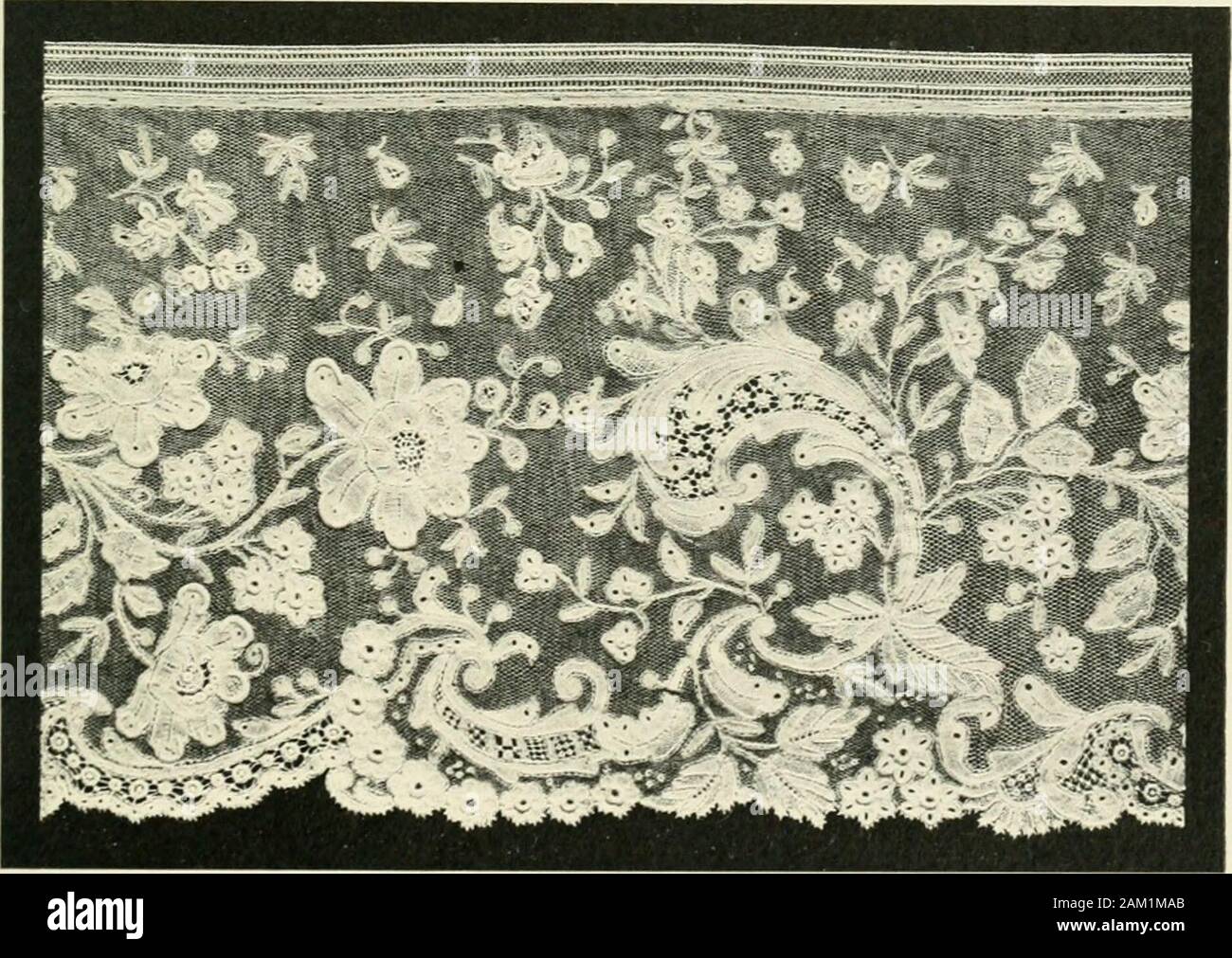 Silver thread rolls hi-res stock photography and images - Alamy