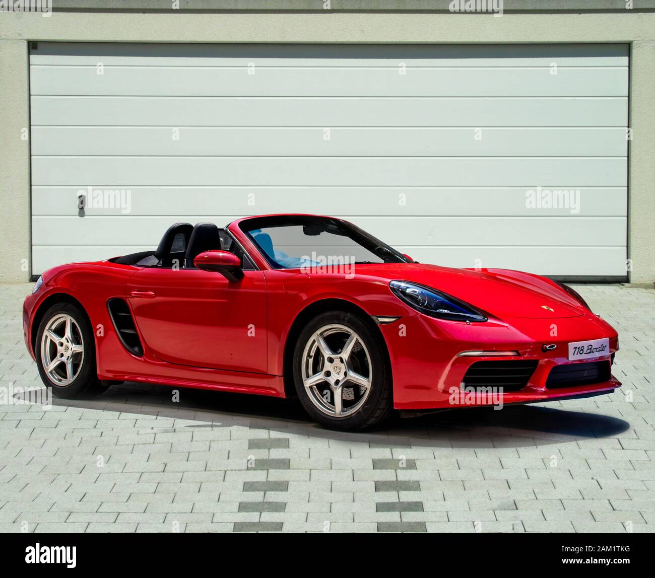 Porsche 718 boxter hi-res stock photography and images - Alamy