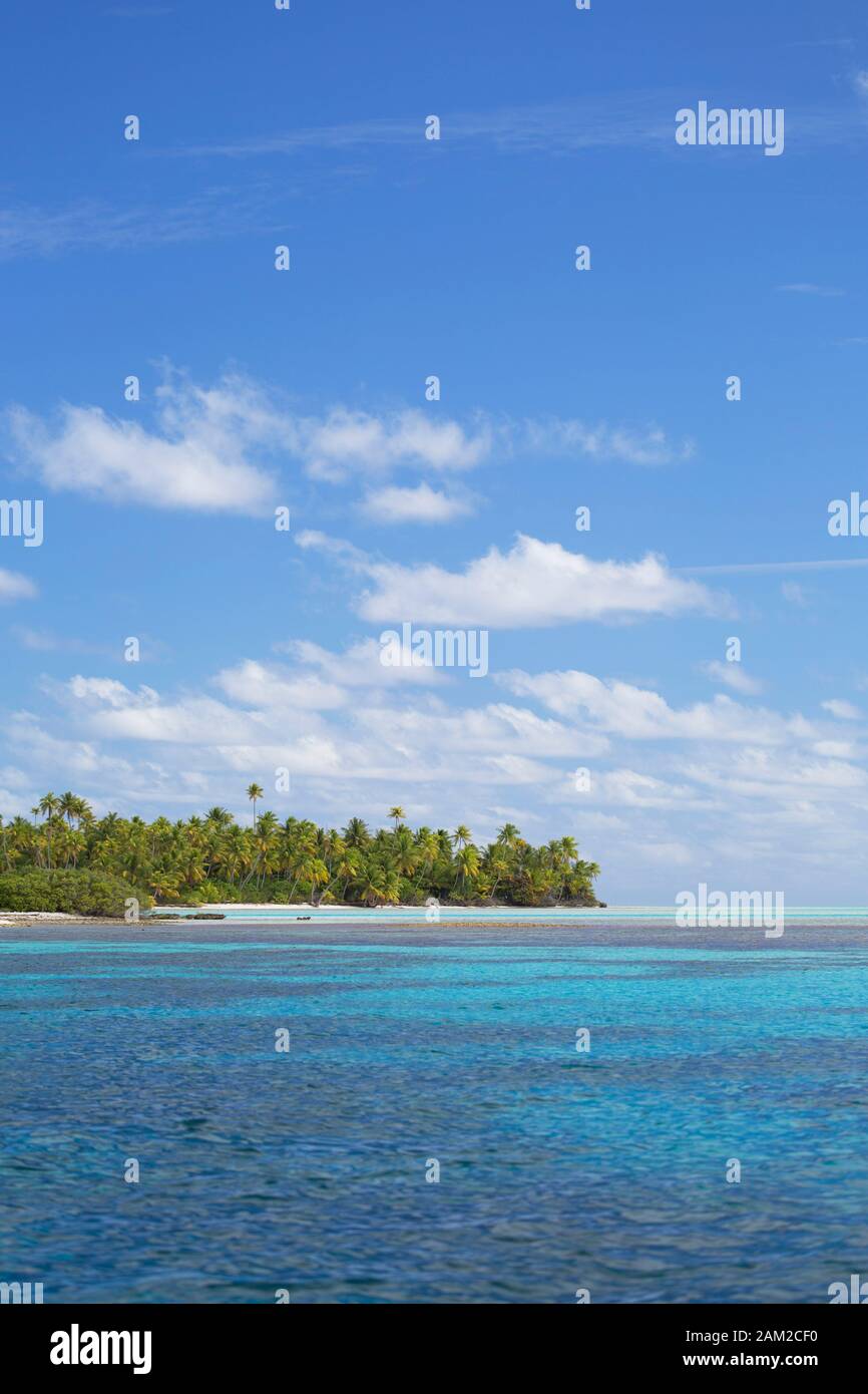 Les Sables Roses (Pink Sands), Tetamanu, Fakarava, Tuamotu Islands ...