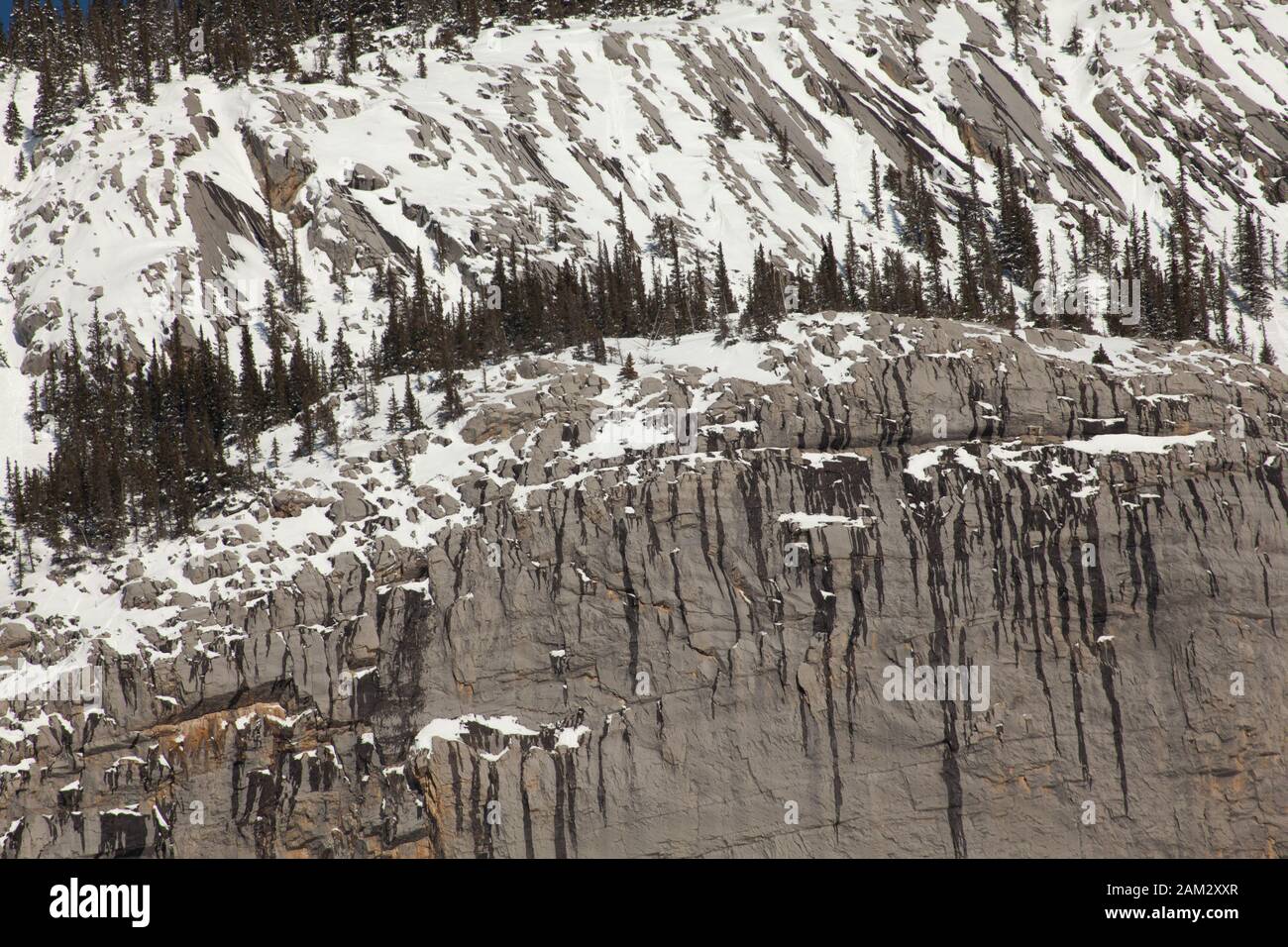 Aerial view of sun on top of mountain range, Jasper National Park ...